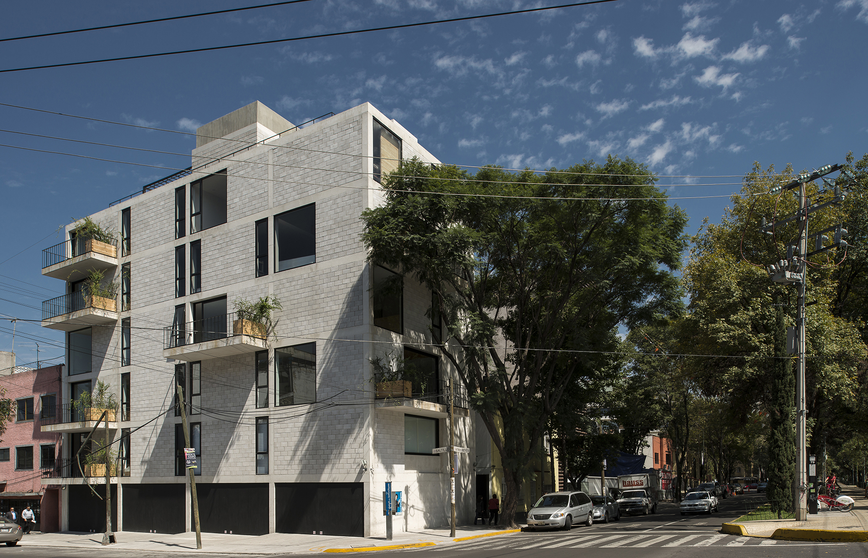 AR Building by Ambrosi Etchegaray - Architizer