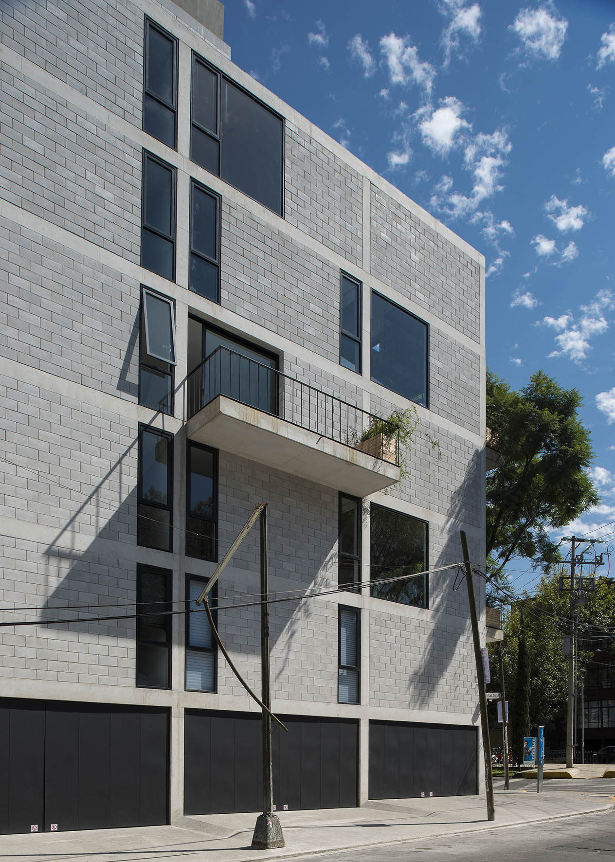 AR Building by Ambrosi Etchegaray - Architizer