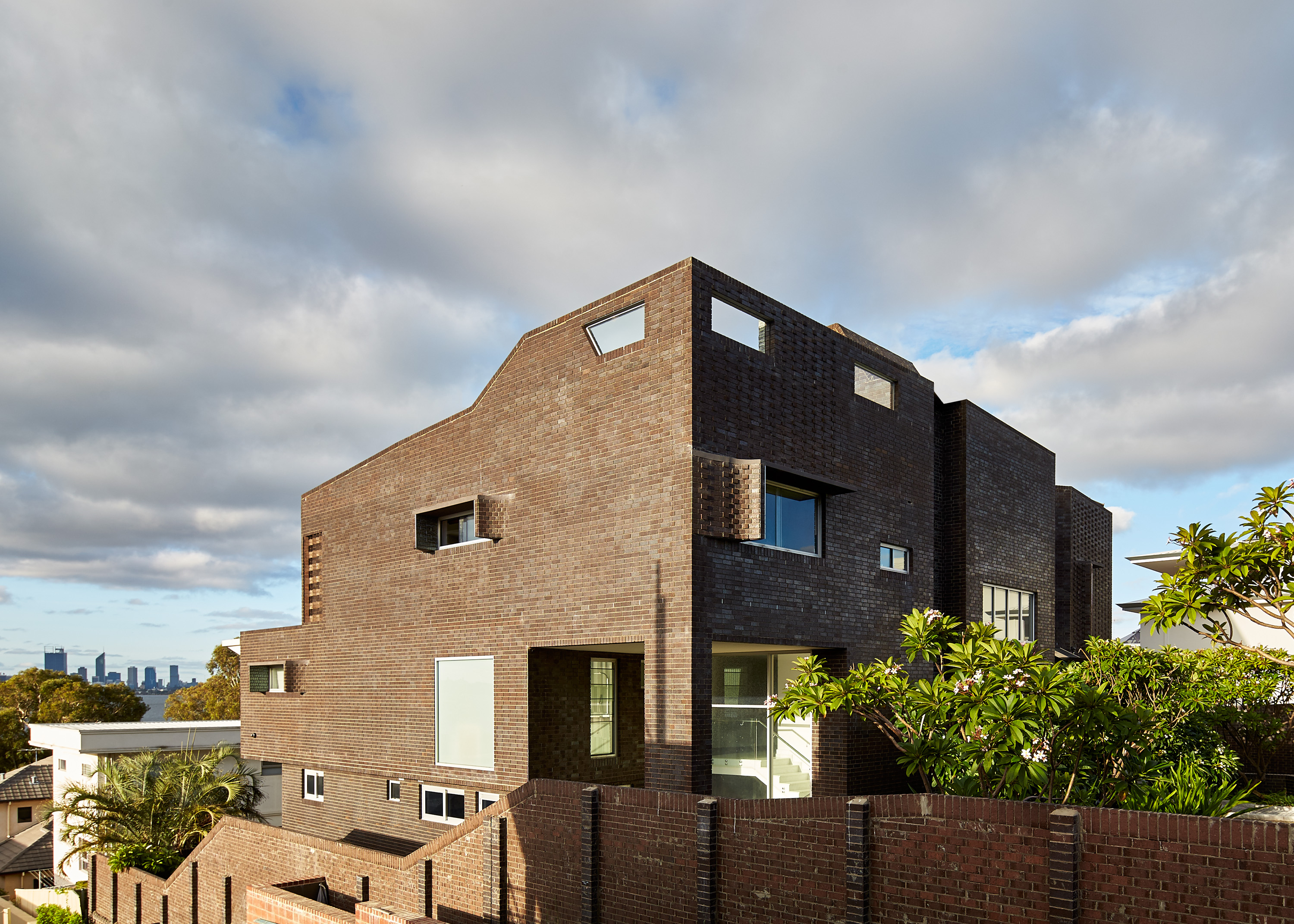 Applecross House by Iredale Pedersen Hook Architects - Architizer
