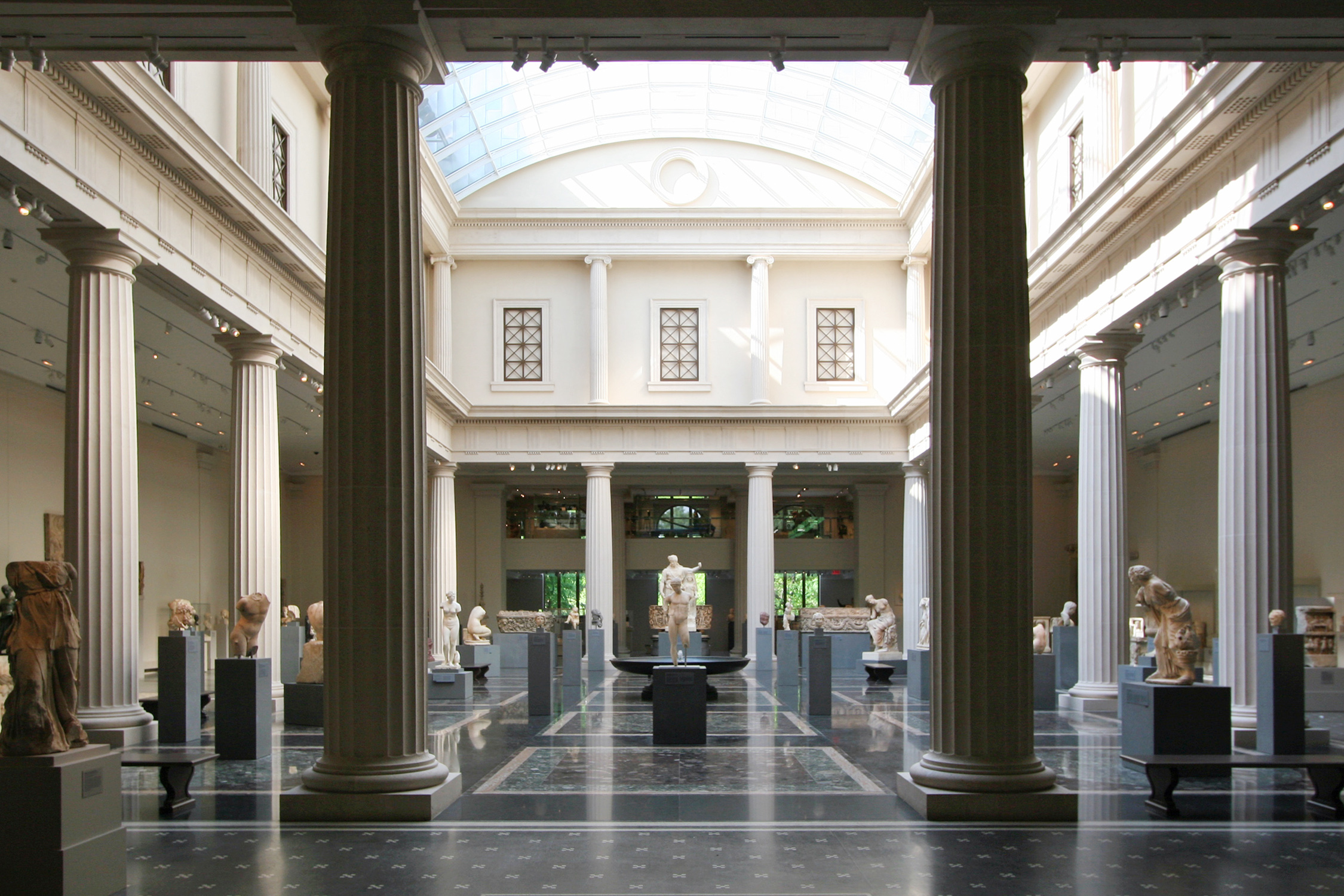 THE METROPOLITAN MUSEUM OF ART by Kevin Roche John Dinkeloo and ...
