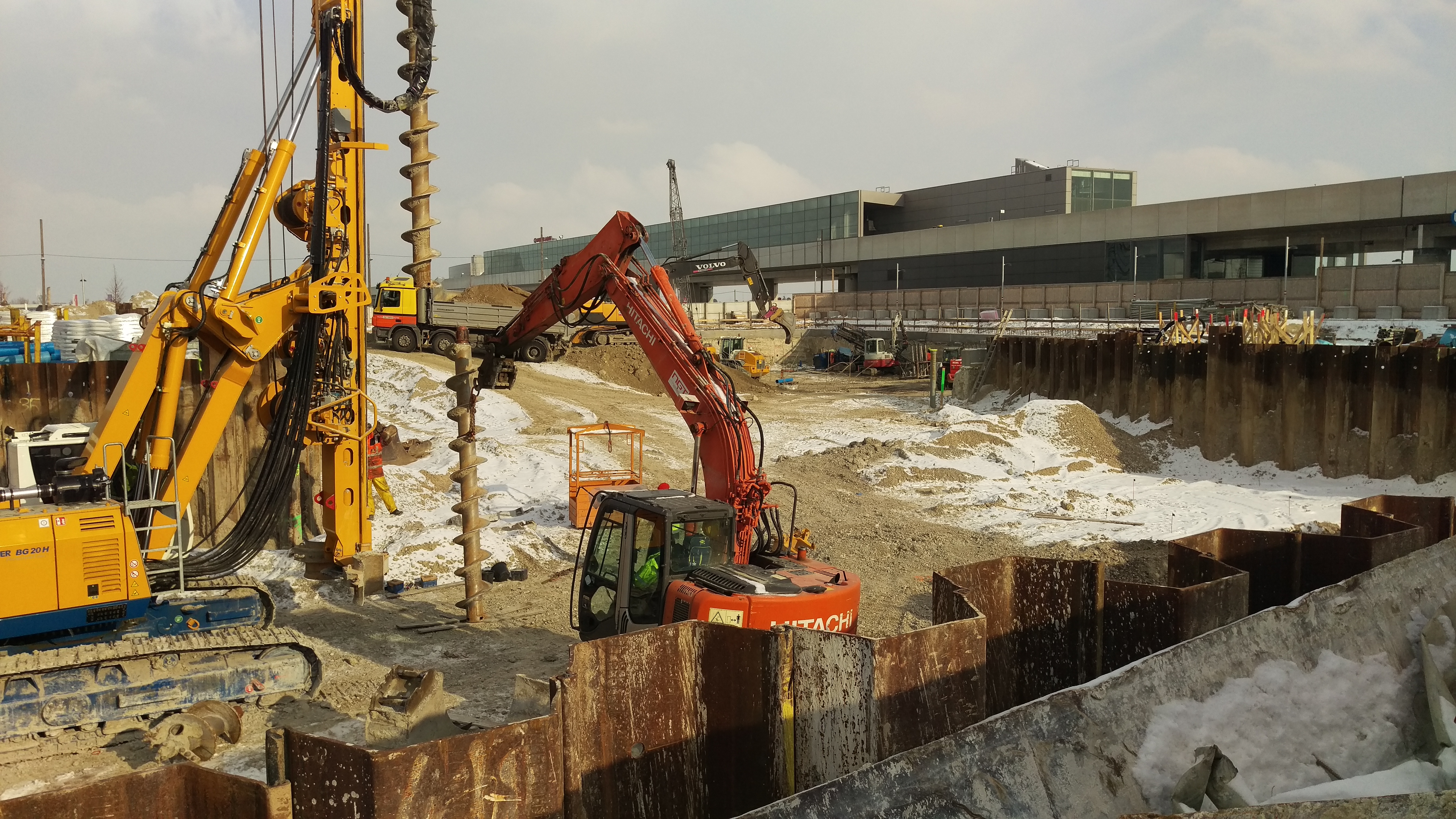 Yes, we are: Timber Tower under construction by RLP Rüdiger Lainer ...