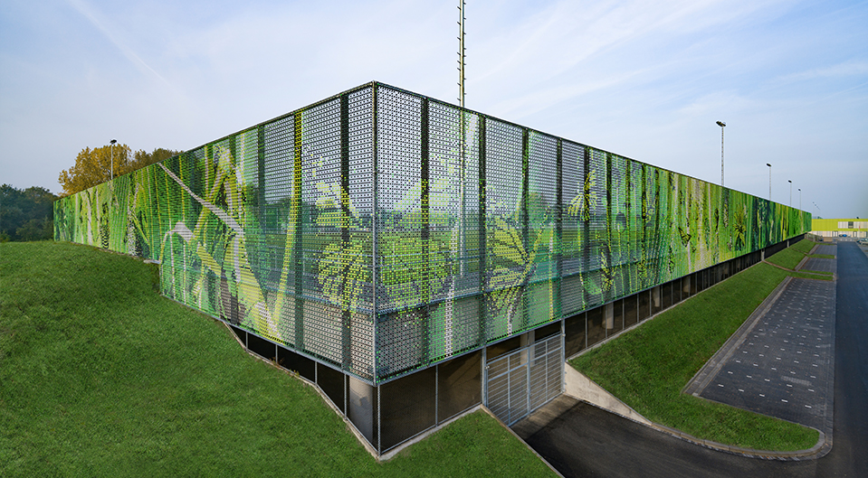 Fast Forward: 12 Field Houses Designed to Maximize Performance ...