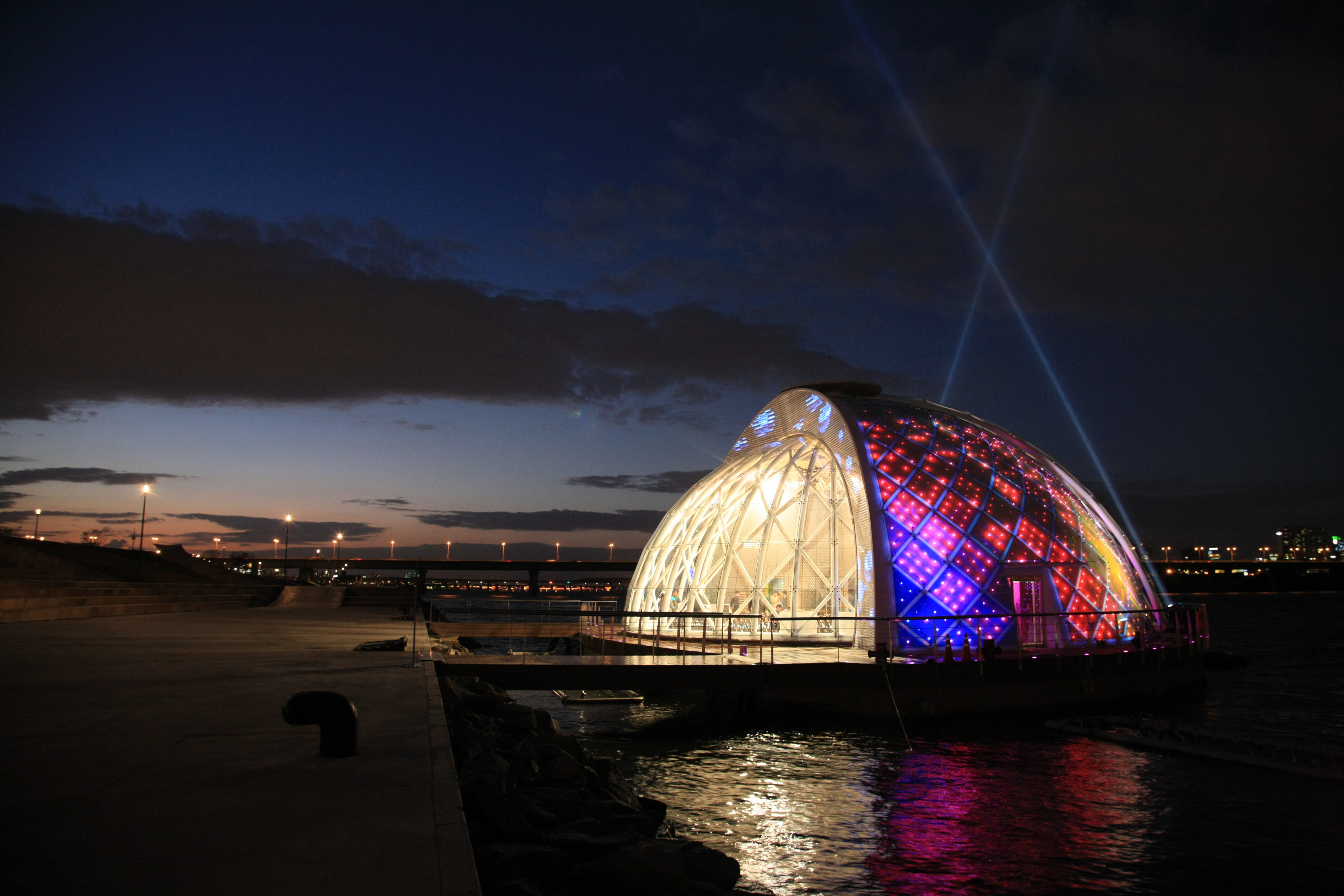 Floating Stage_Changki Yun by Kyungam Architects Associates - Architizer