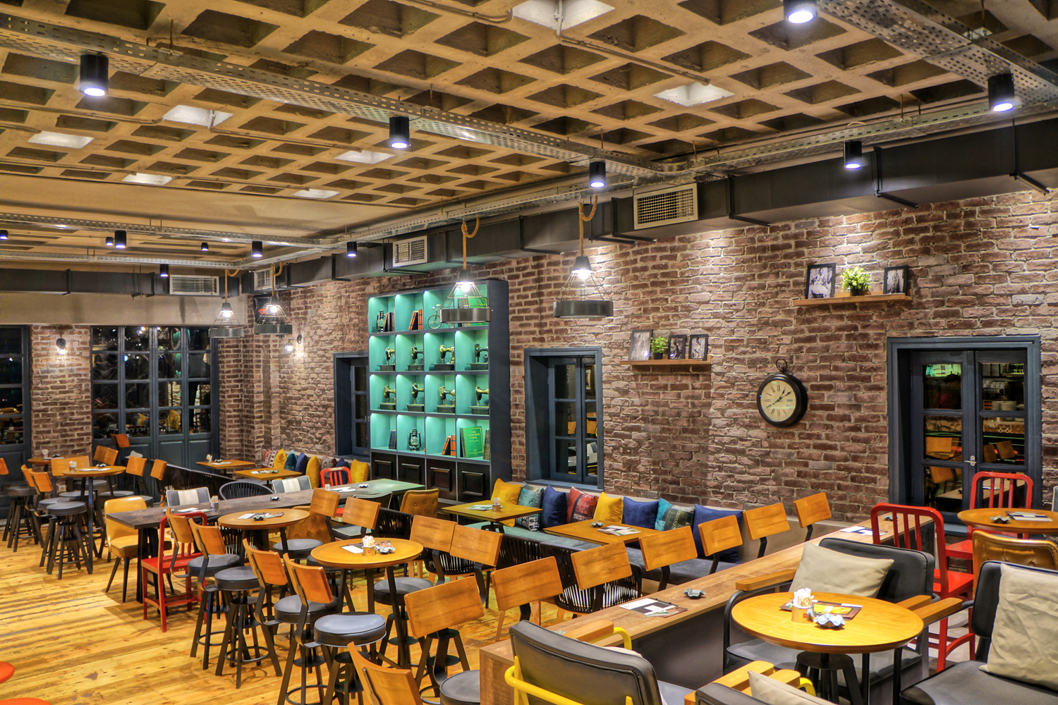 Lake's Tailor cafe-bar by G2LAB - Architizer