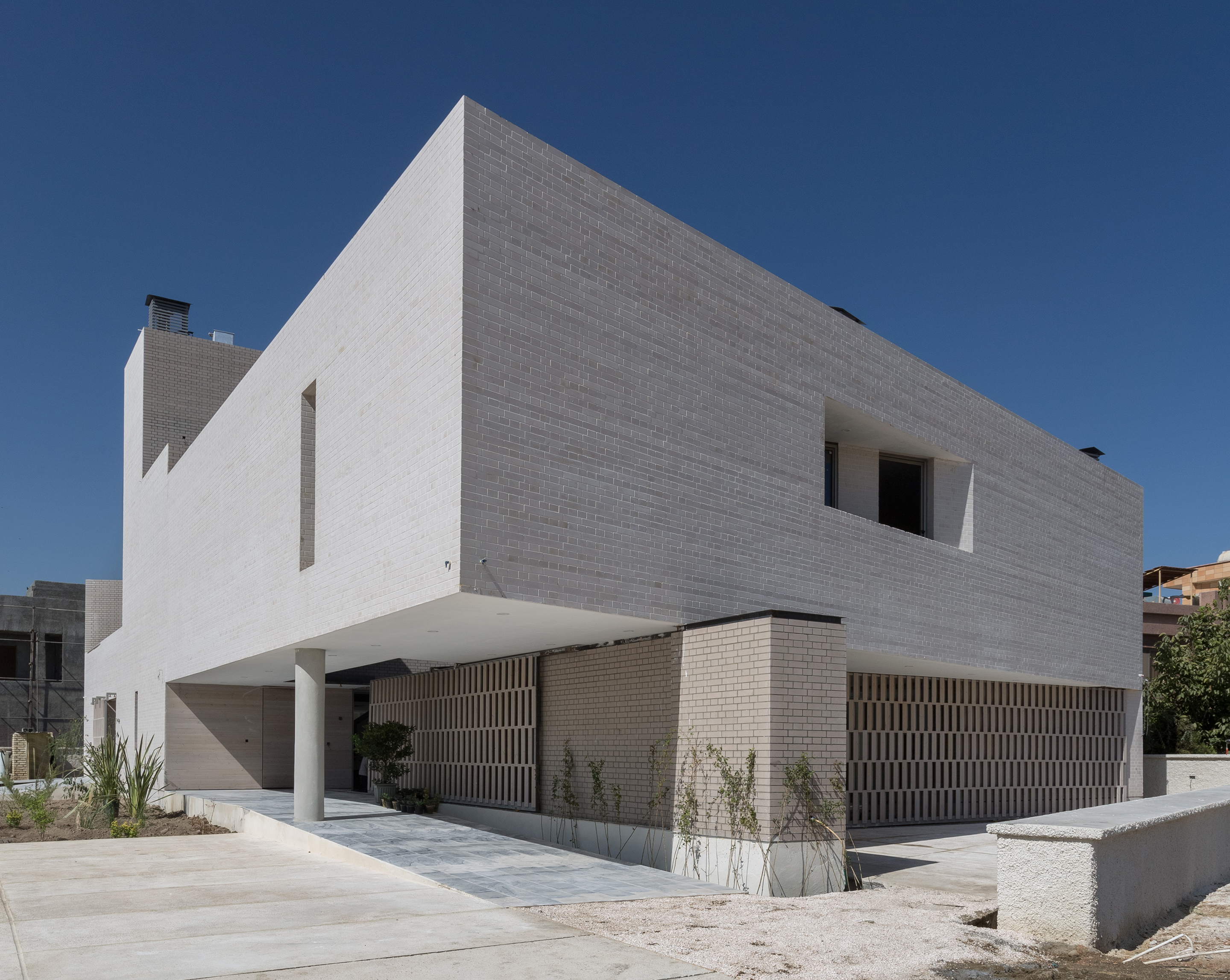 [In]Exterior, Falahatian Yard-House by [SHIFT] Process Practice ...