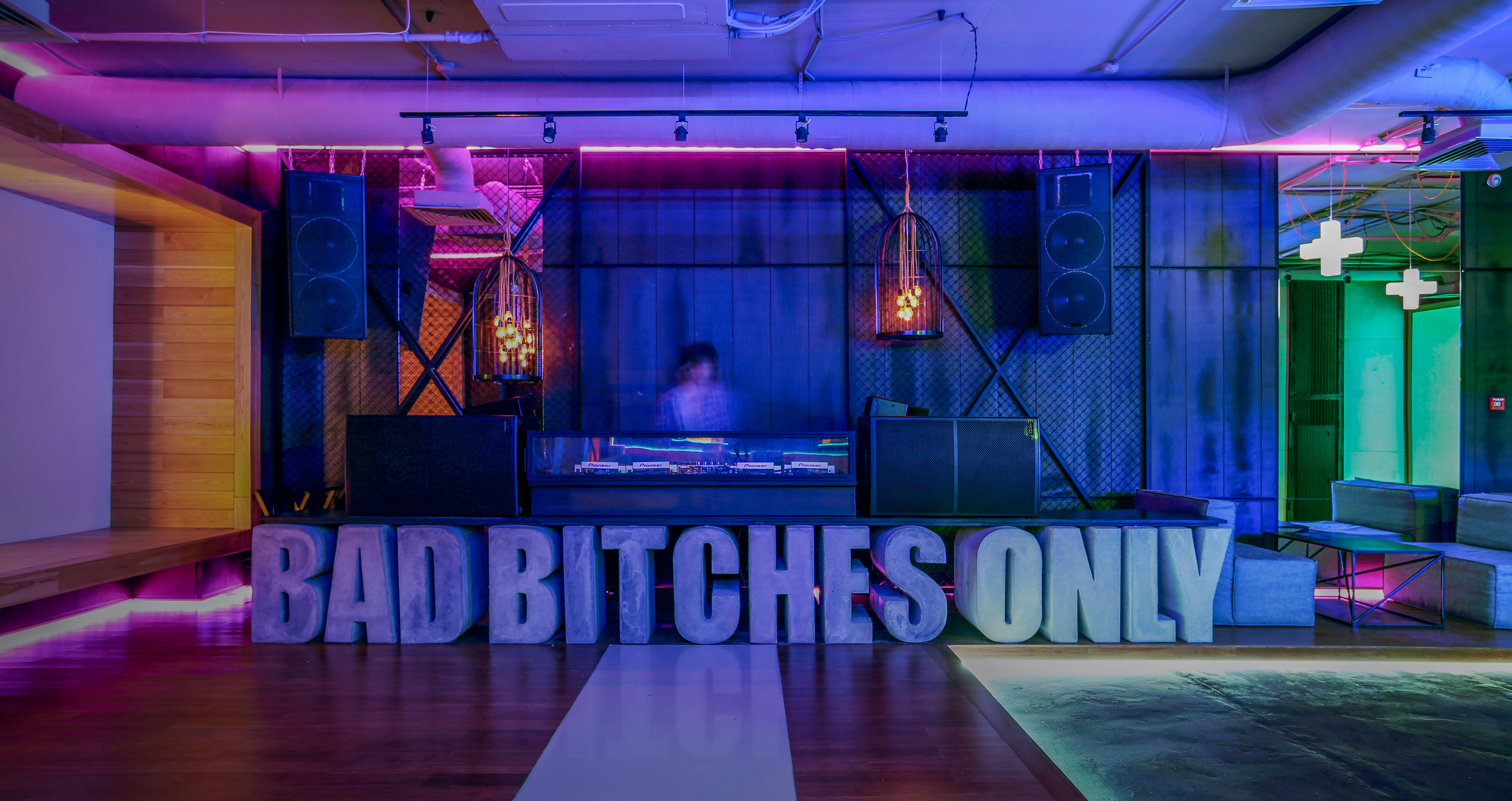 Offshore Bar by IITM - Architizer