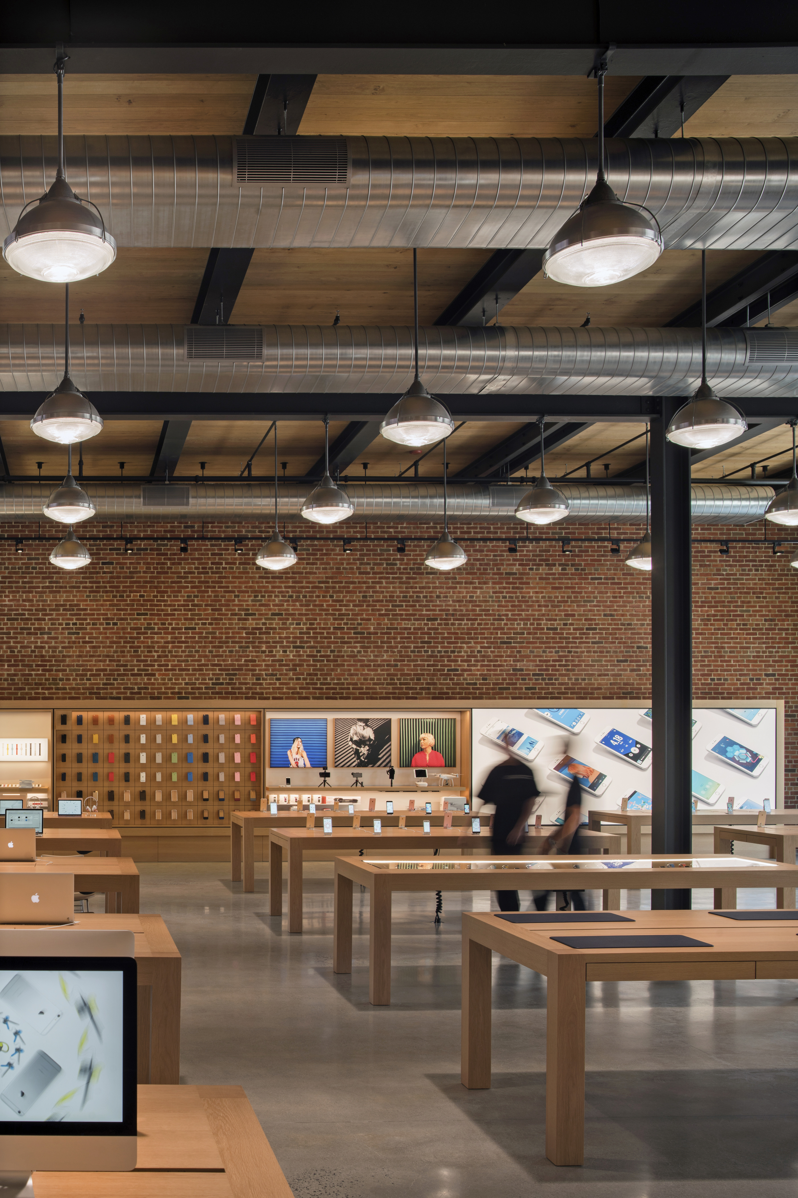 Apple Store, Williamsburg by Bohlin Cywinski Jackson - Architizer
