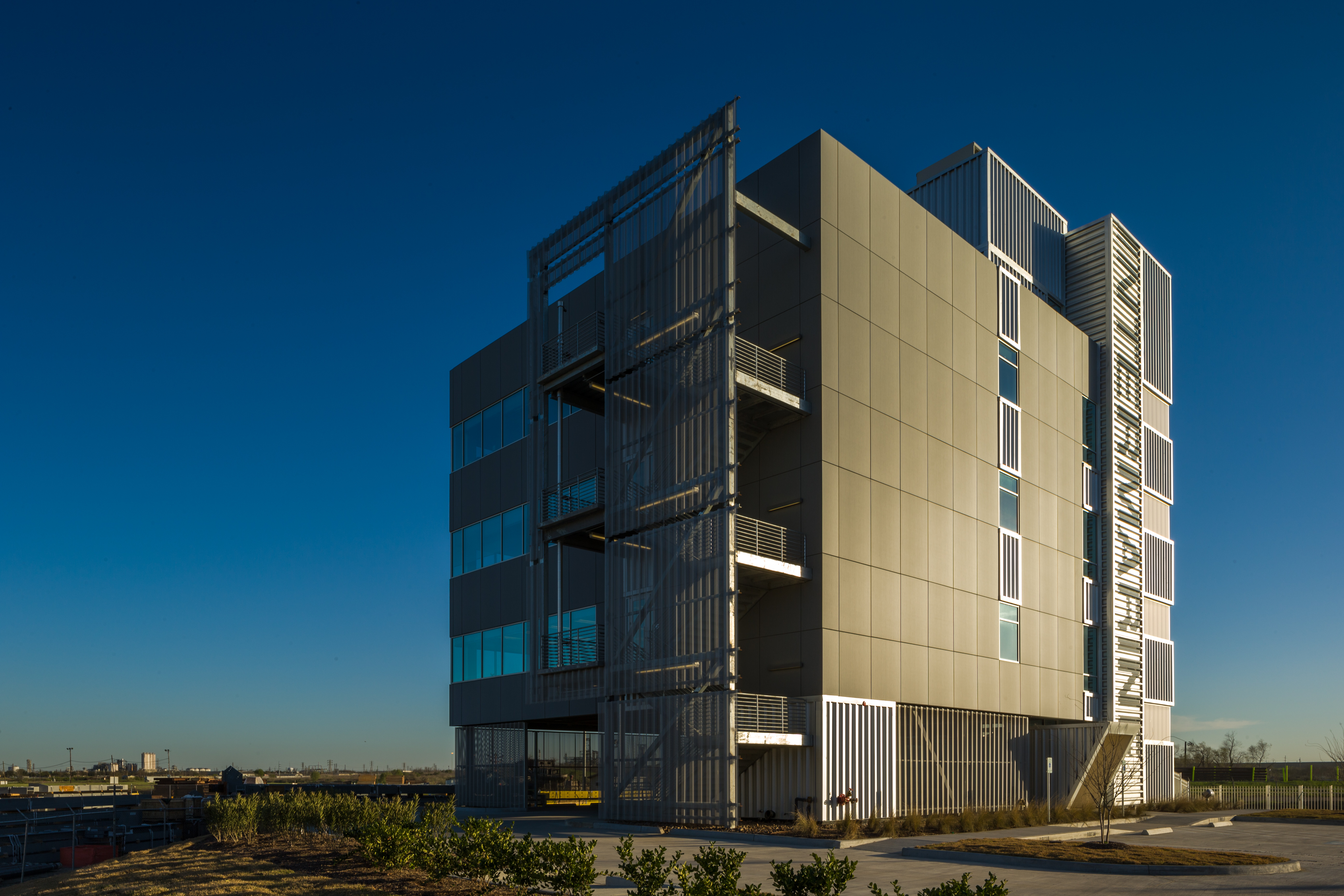 Intermarine Shipyard Office by Powers Brown Architecture - Architizer