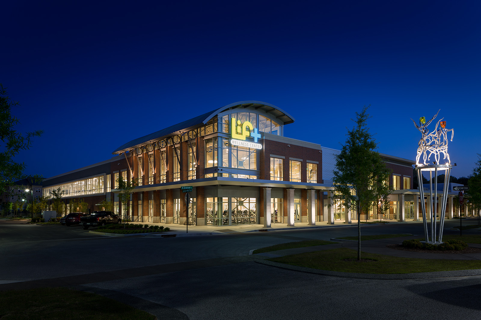 Looney Ricks Kiss - Architizer