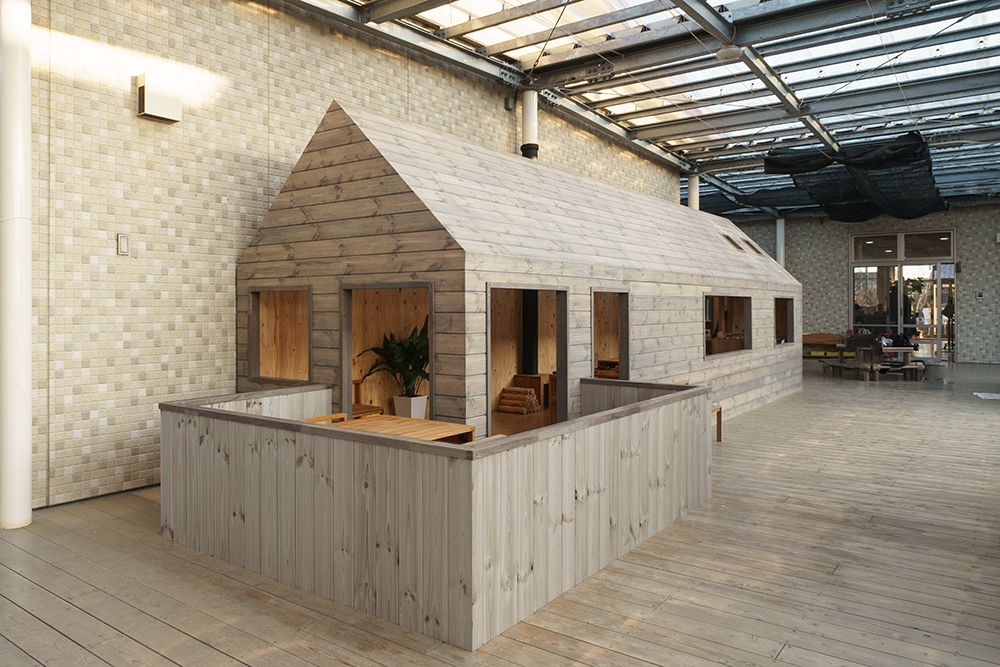 Ouchi (Small House for Kids) by HIBINOSEKKEI+youjinoshiro - Architizer