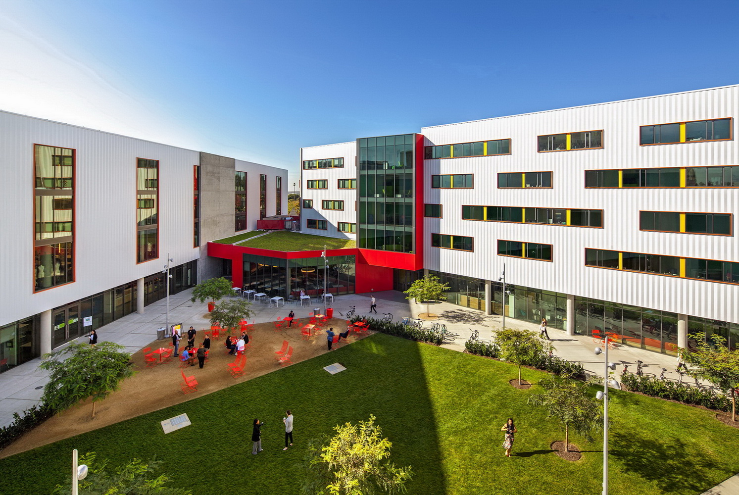 Walter and Leonore Annenberg Center for Information Science and ...