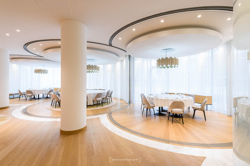 Piaget VIP rooms by Vitrocsa - Architizer