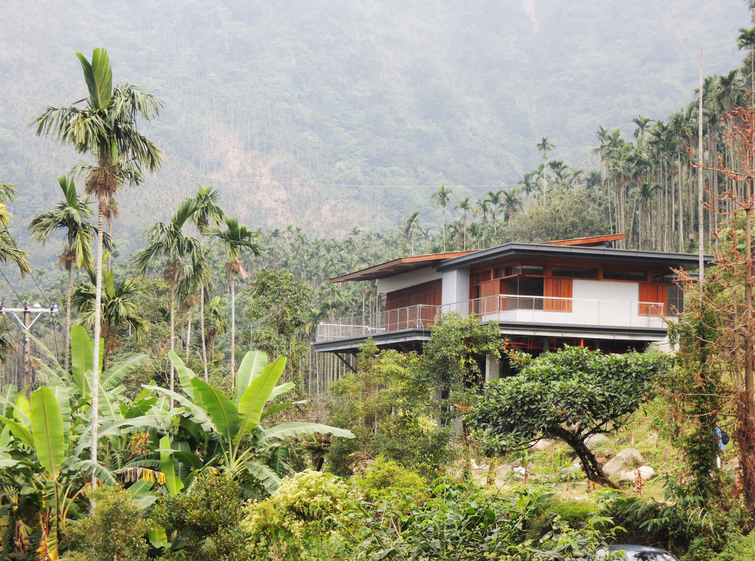 Stilted house by Wang Hsiao-Kuei Architecture Studio - Architizer