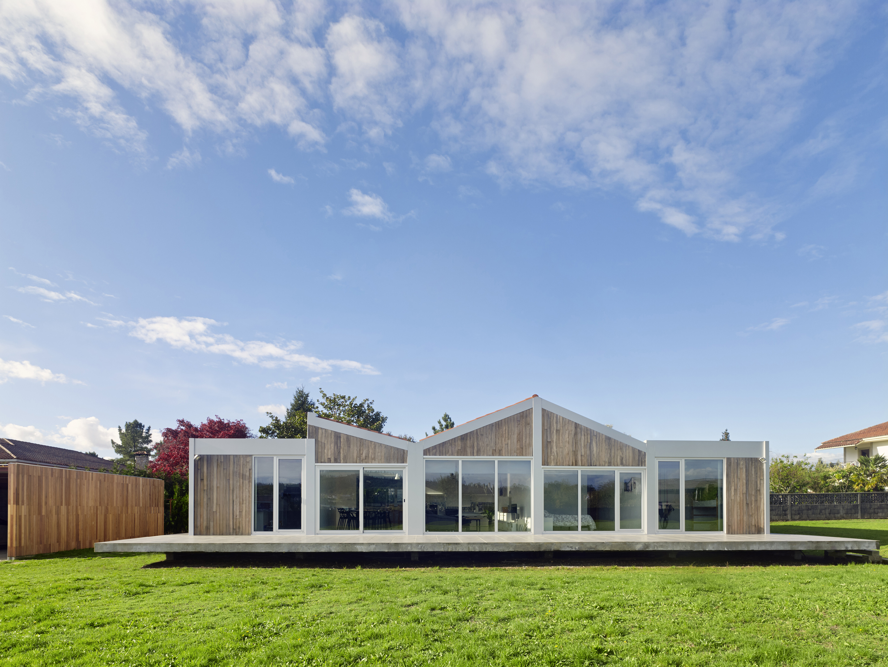 House between lines by OLAestudio - Architizer