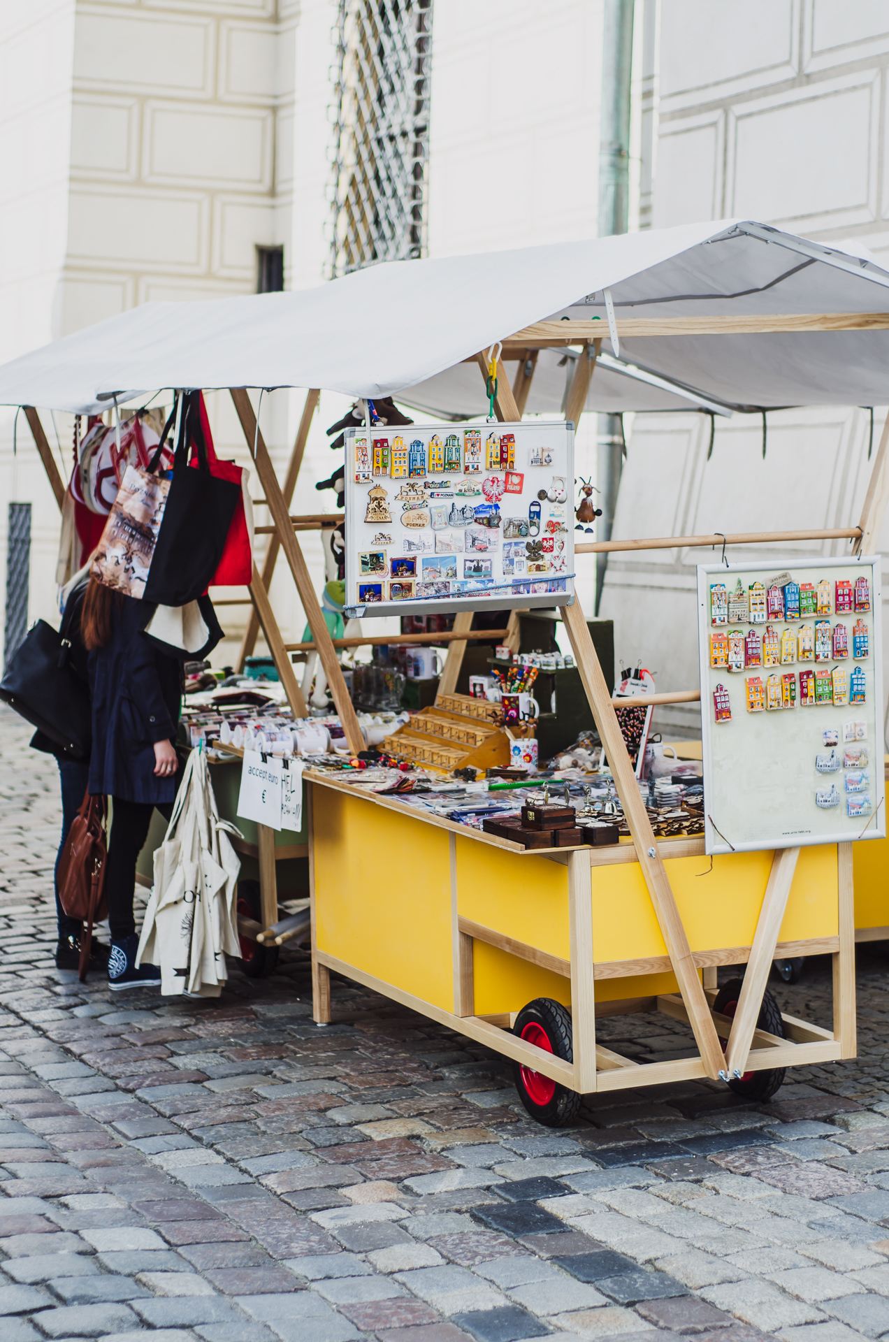 Mobile market stands for the Old Market Square by Atelier Starzak ...