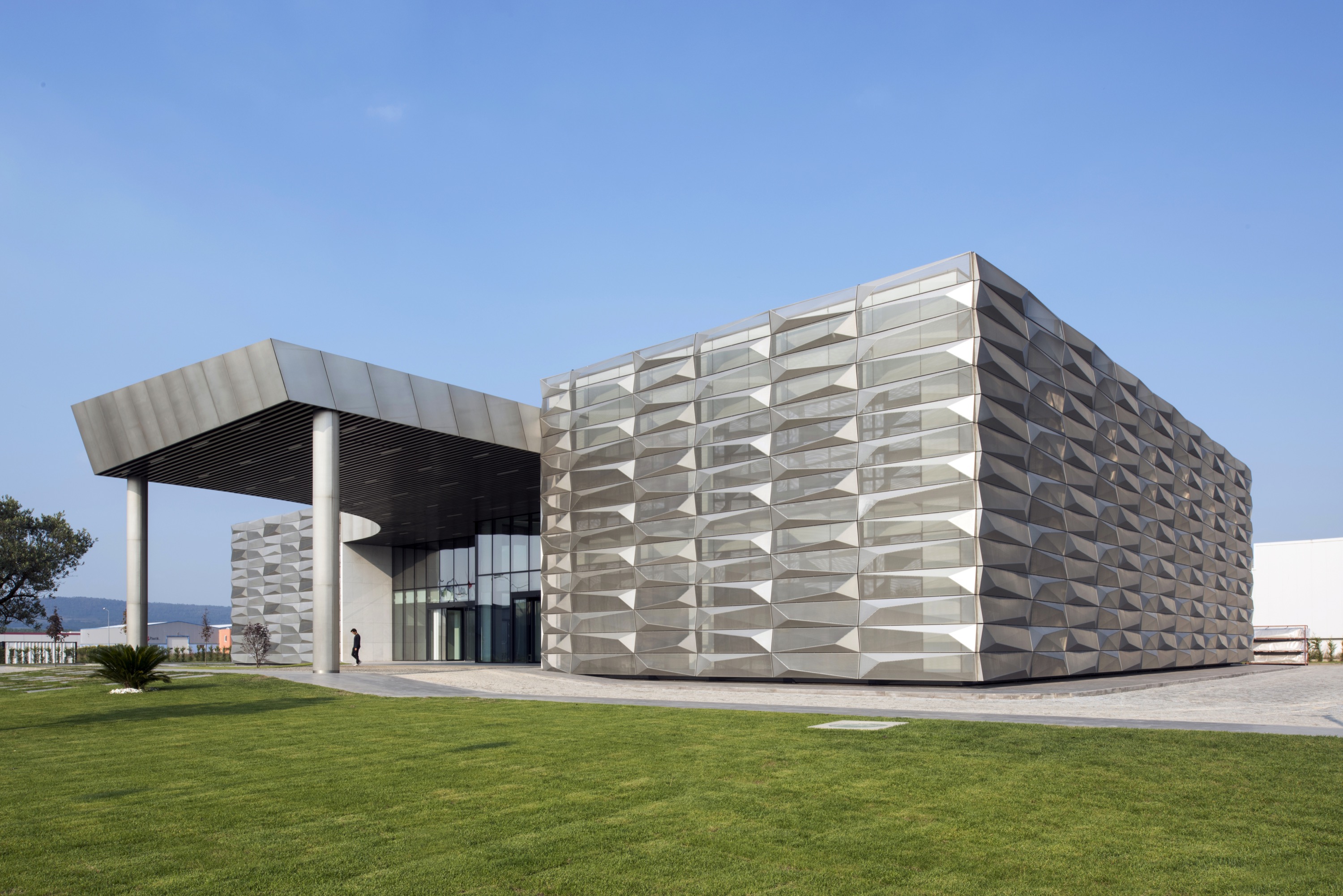 S2OSB Headquarters & Conference Hall by BINAA I Building INnovation ...