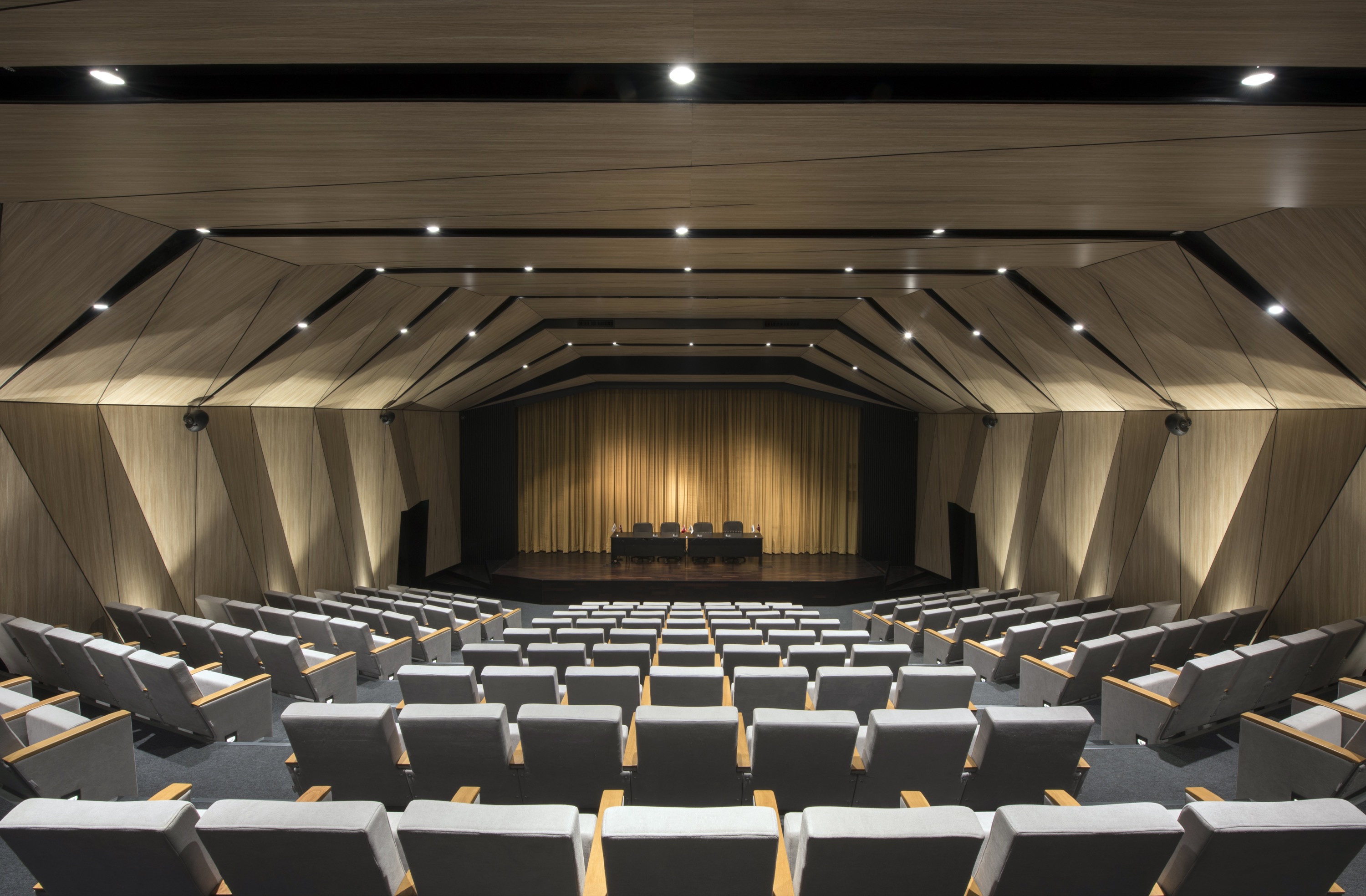 S2OSB Headquarters & Conference Hall by BINAA I Building INnovation ...