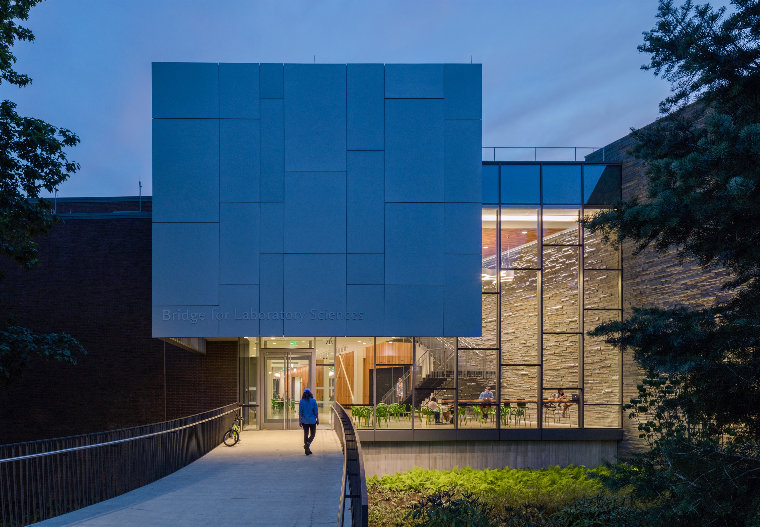 Bridge for Laboratory Sciences building, Vassar College, Integrated ...