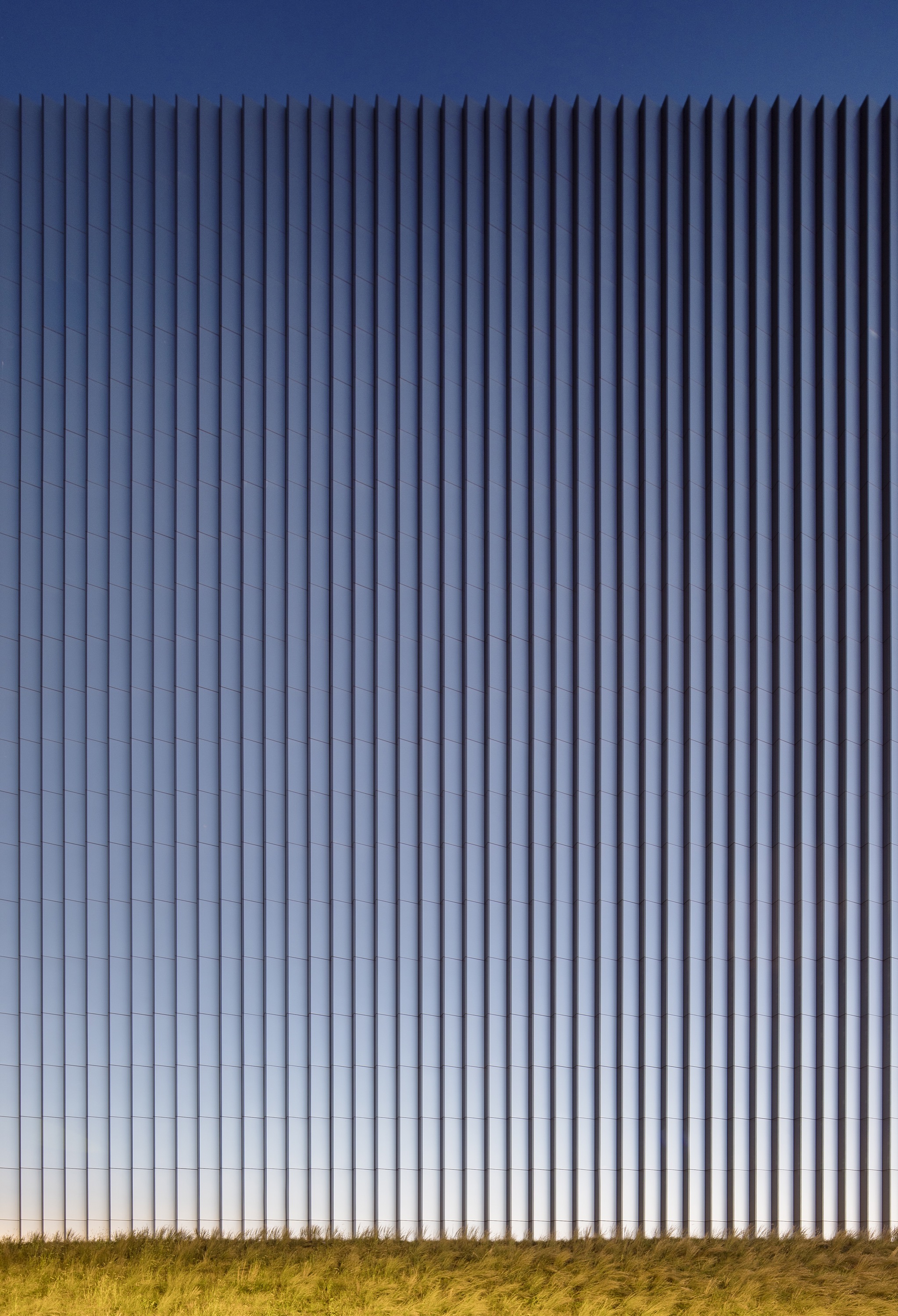 Public Safety Answering Center II by Skidmore, Owings & Merrill (SOM ...