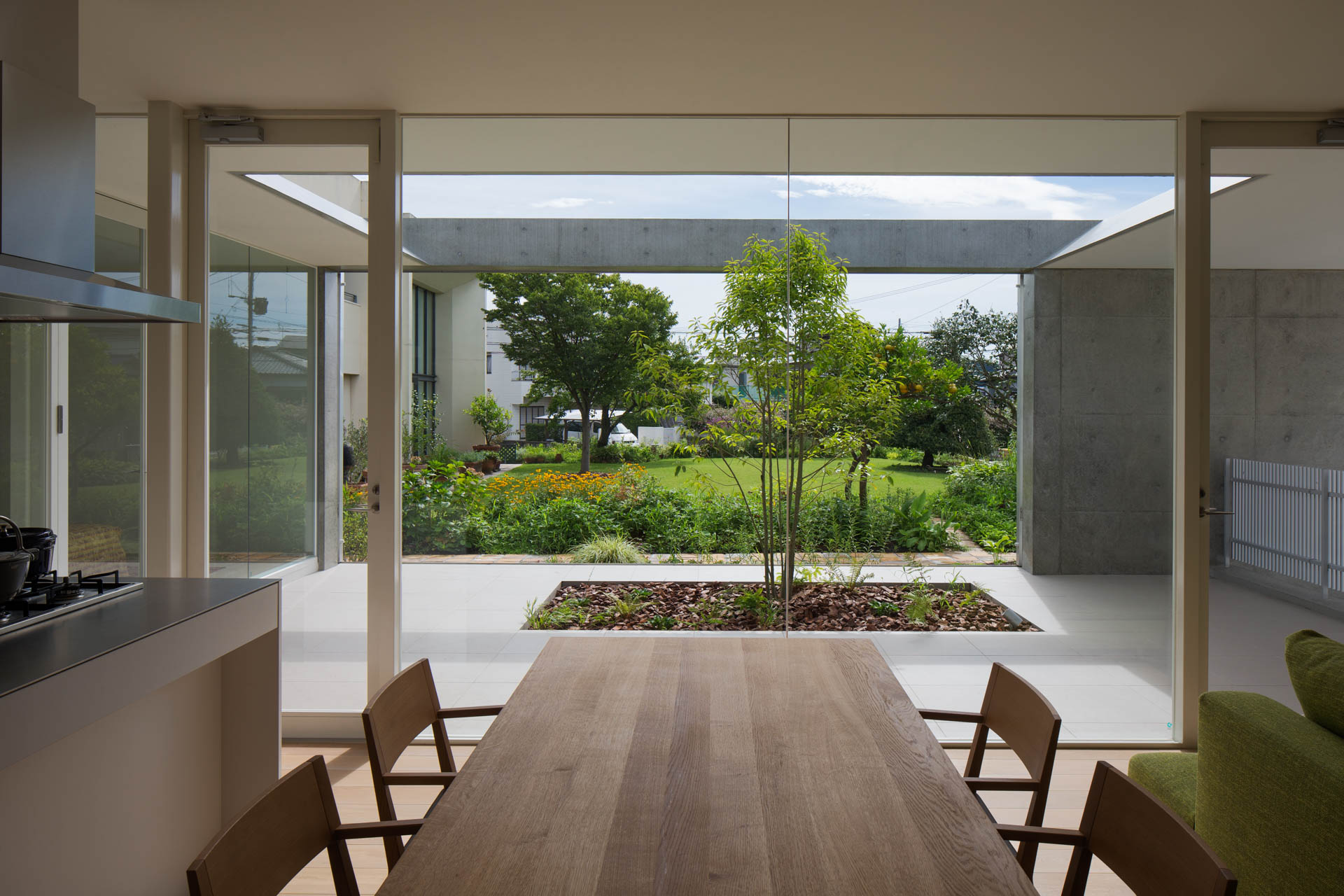 Idea 1984005: K2−House by Keisuke MATAKI + MANI Architect Office in ...