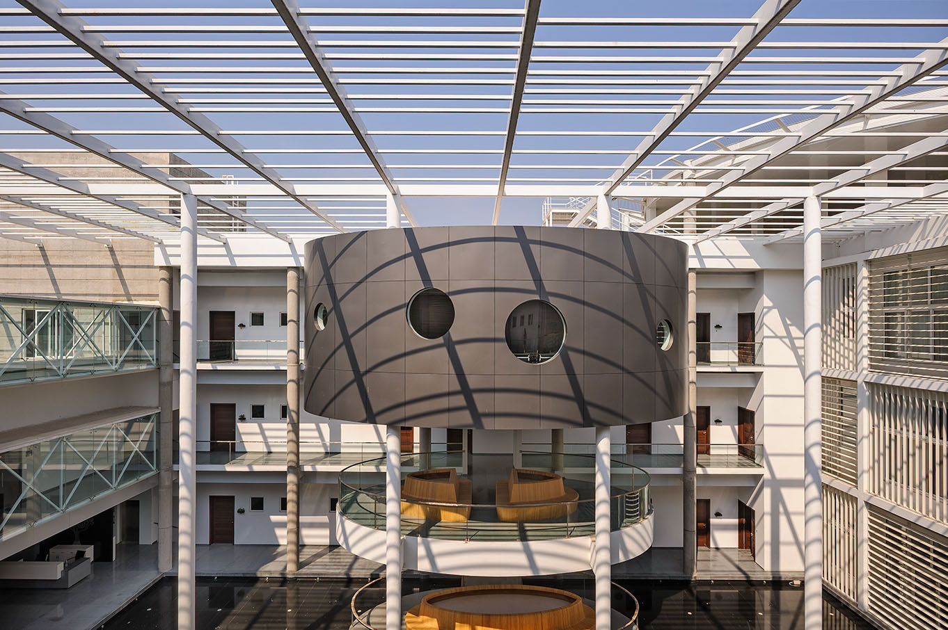 VVIP CIRCUIT HOUSE- I by SUNIL PATIL AND ASSOCIATES - Architizer