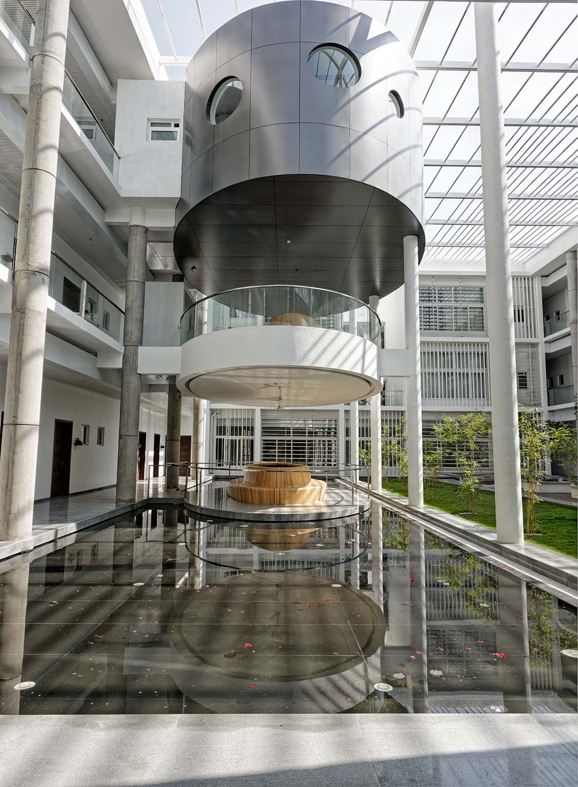 VVIP CIRCUIT HOUSE- I by SUNIL PATIL AND ASSOCIATES - Architizer