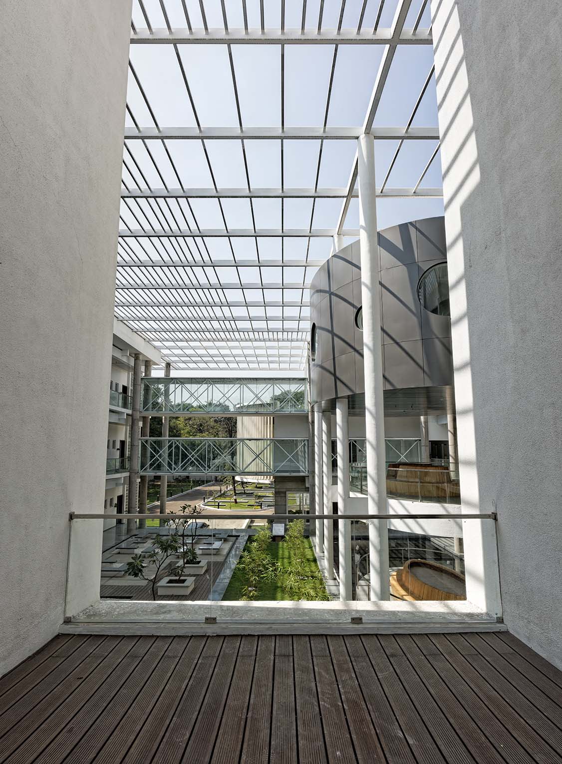 VVIP CIRCUIT HOUSE- I by SUNIL PATIL AND ASSOCIATES - Architizer