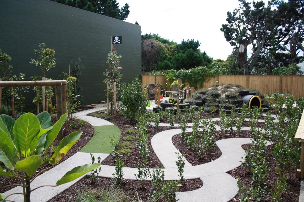 Living and Learning, Henderson, Auckland by Smith Architects - Architizer