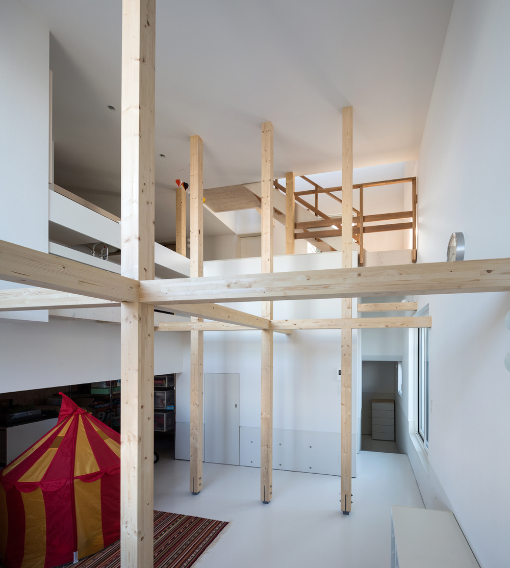 AKI - Gabled House by Akasaka Shinichiro Atelier - Architizer