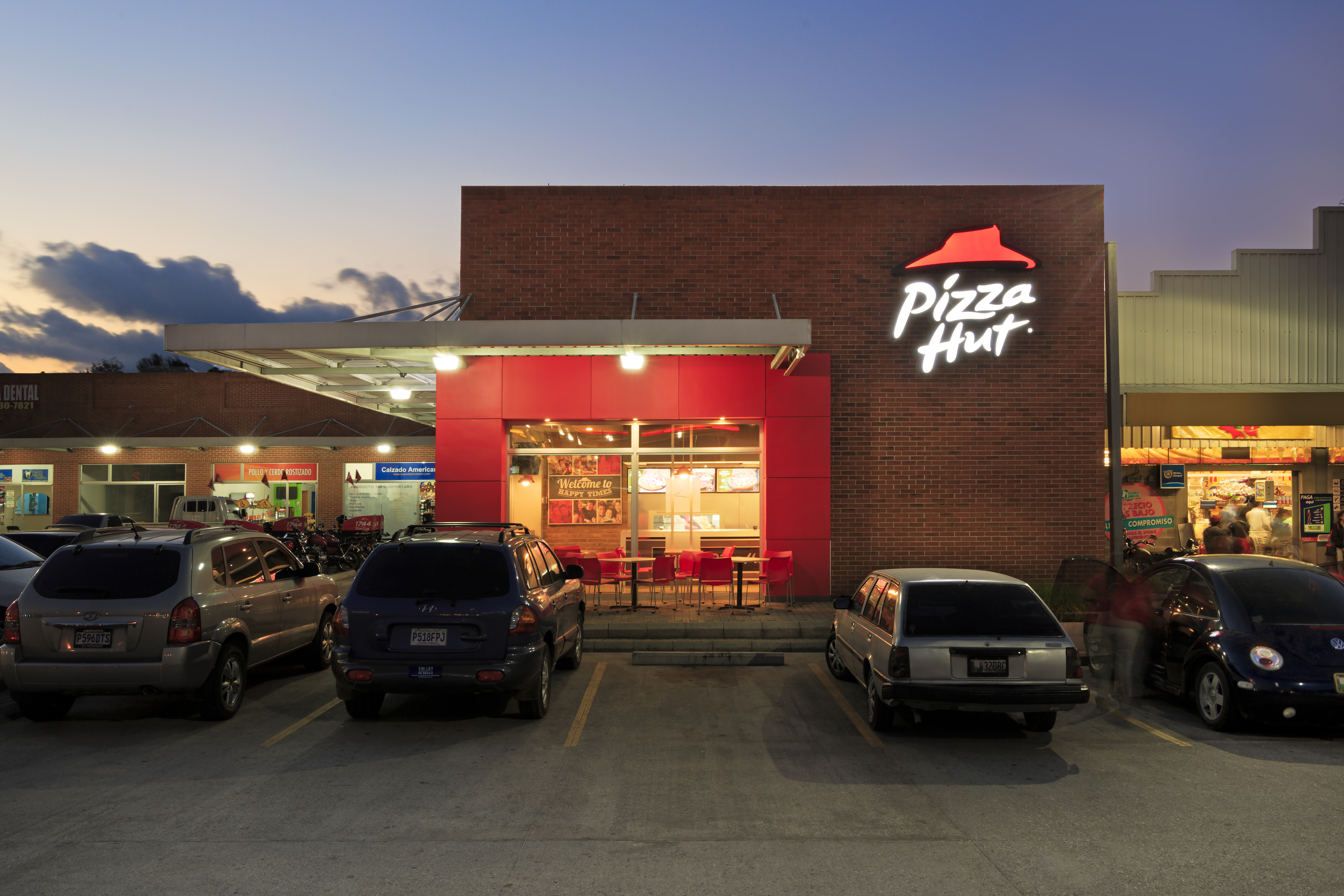 Pizza Hut by Danta Arquitectura - Architizer