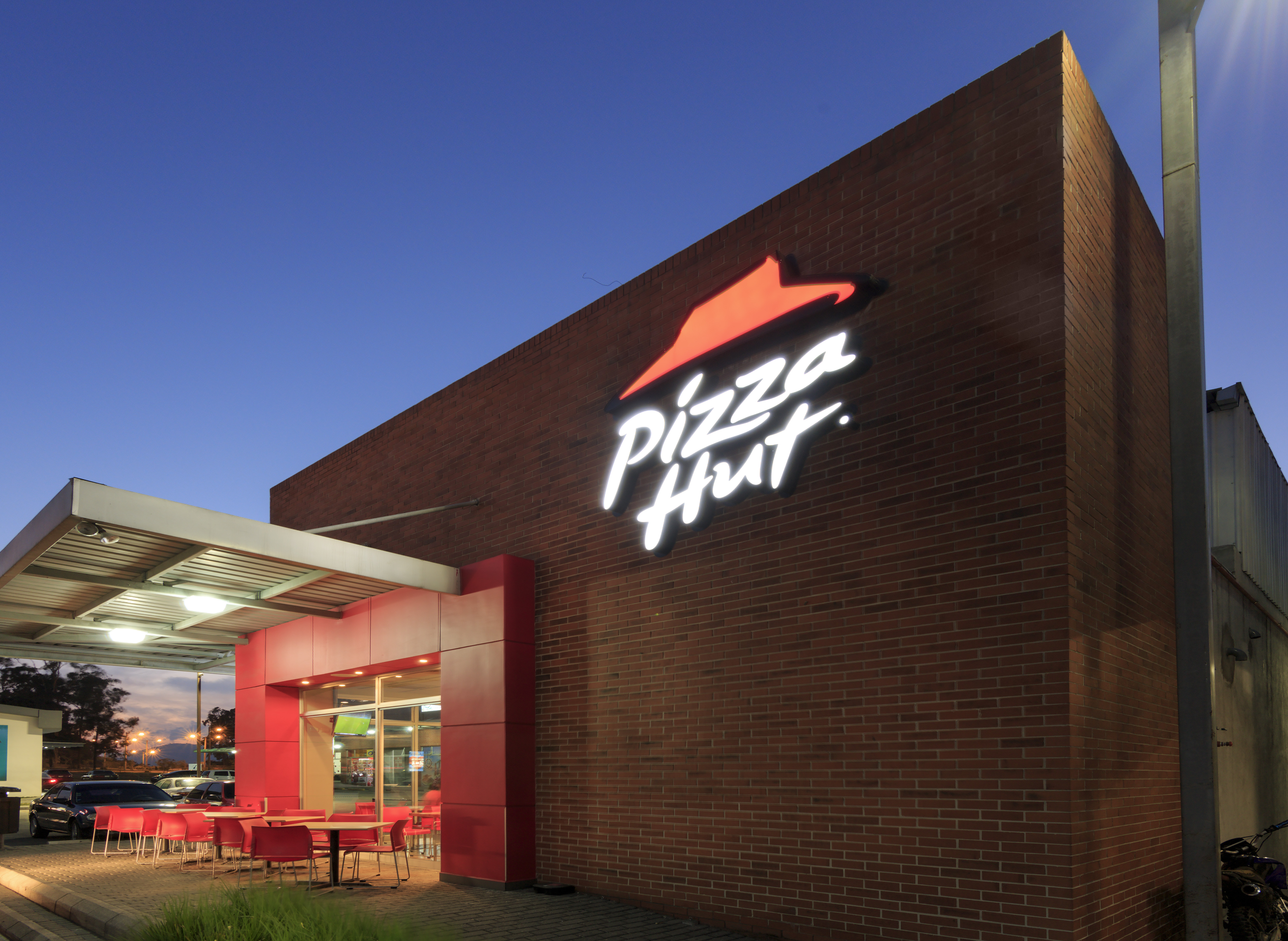 Pizza Hut by Danta Arquitectura - Architizer