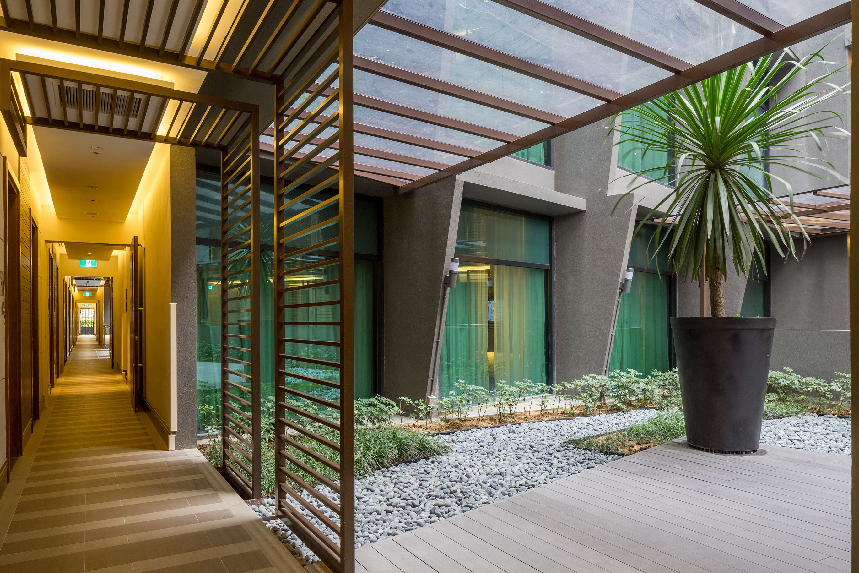 Holiday Inn Express - Landscape by ONG&ONG - Architizer