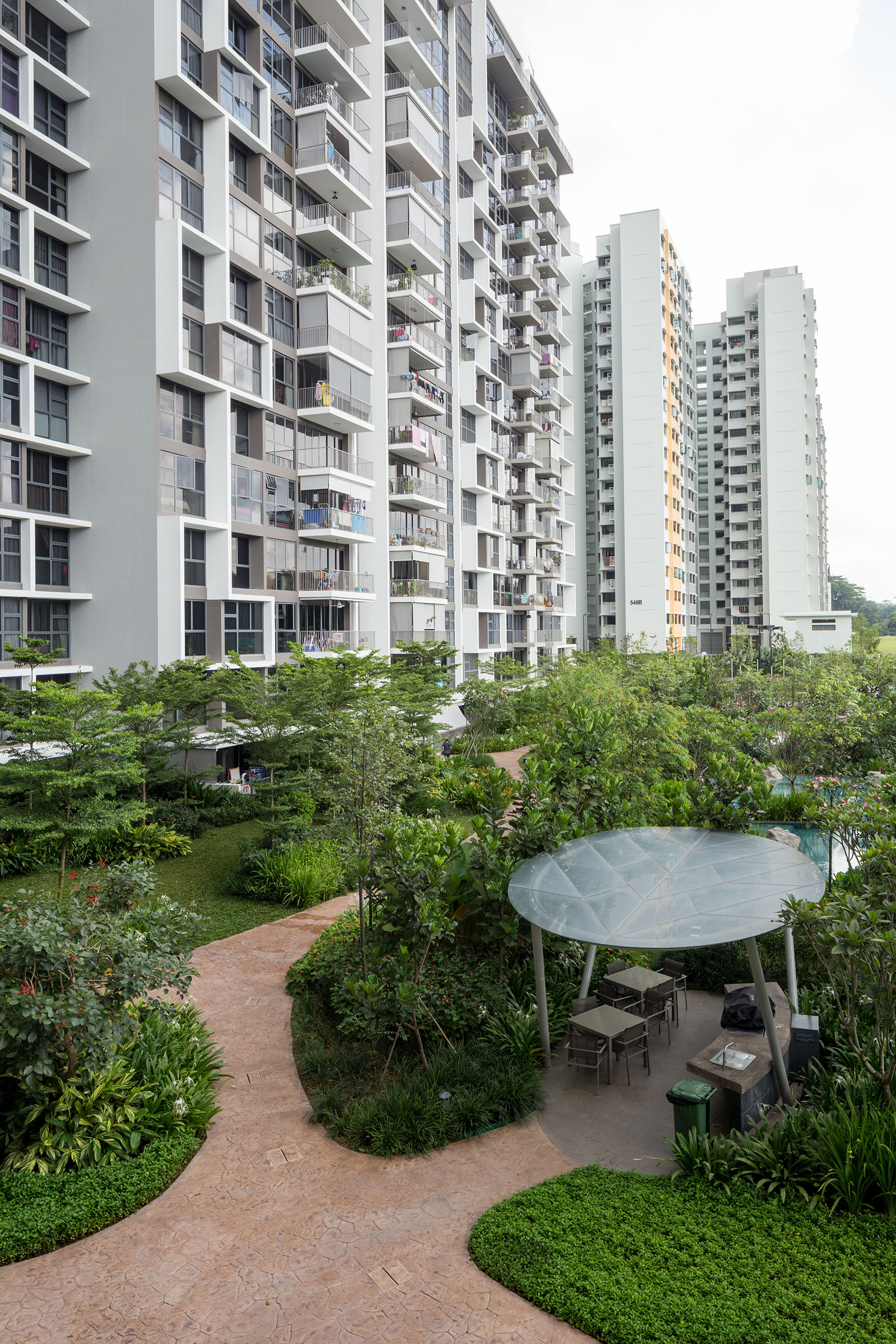 Blossom Residences - Landscape by ONG&ONG - Architizer