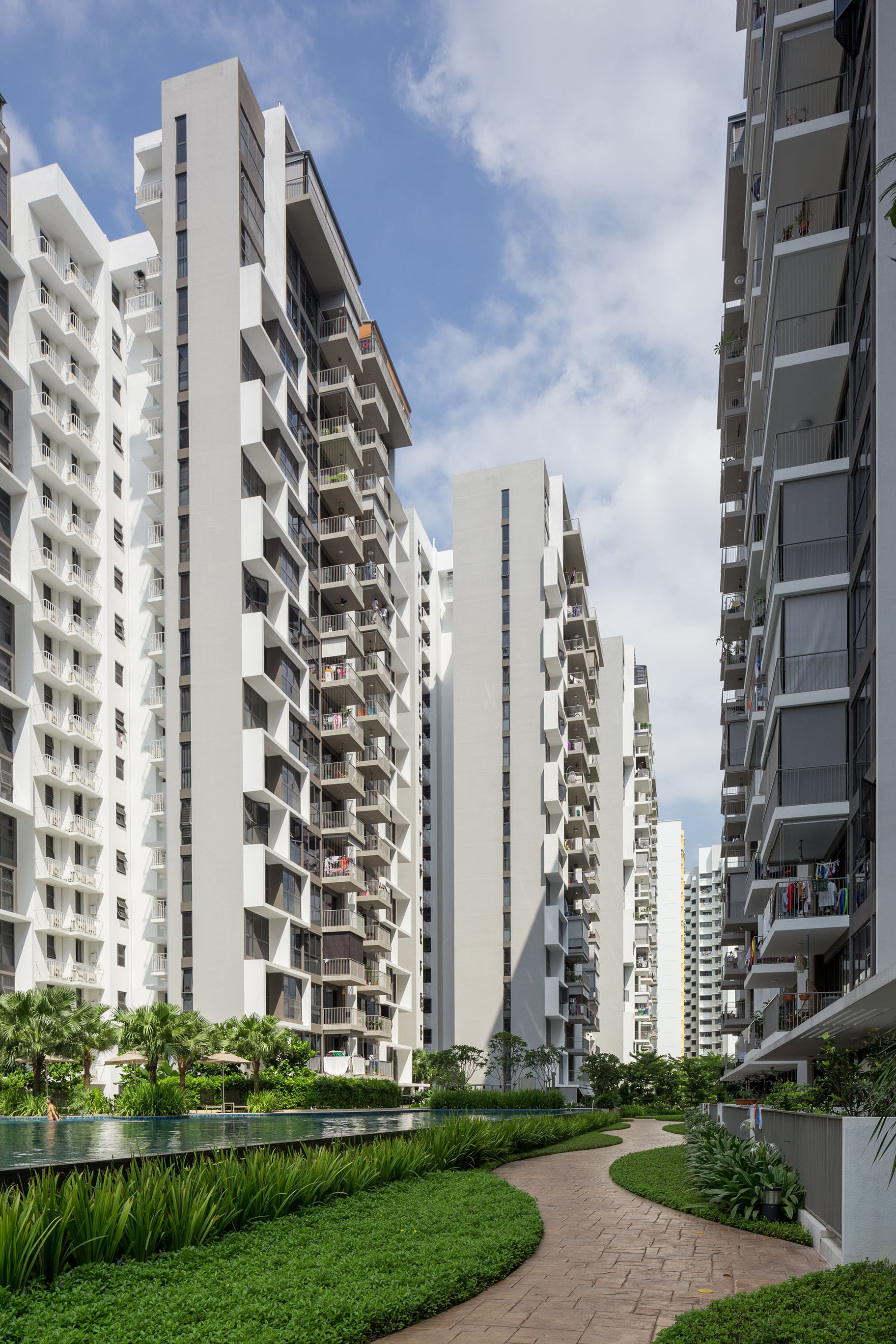 Blossom Residences - Landscape by ONG&ONG - Architizer