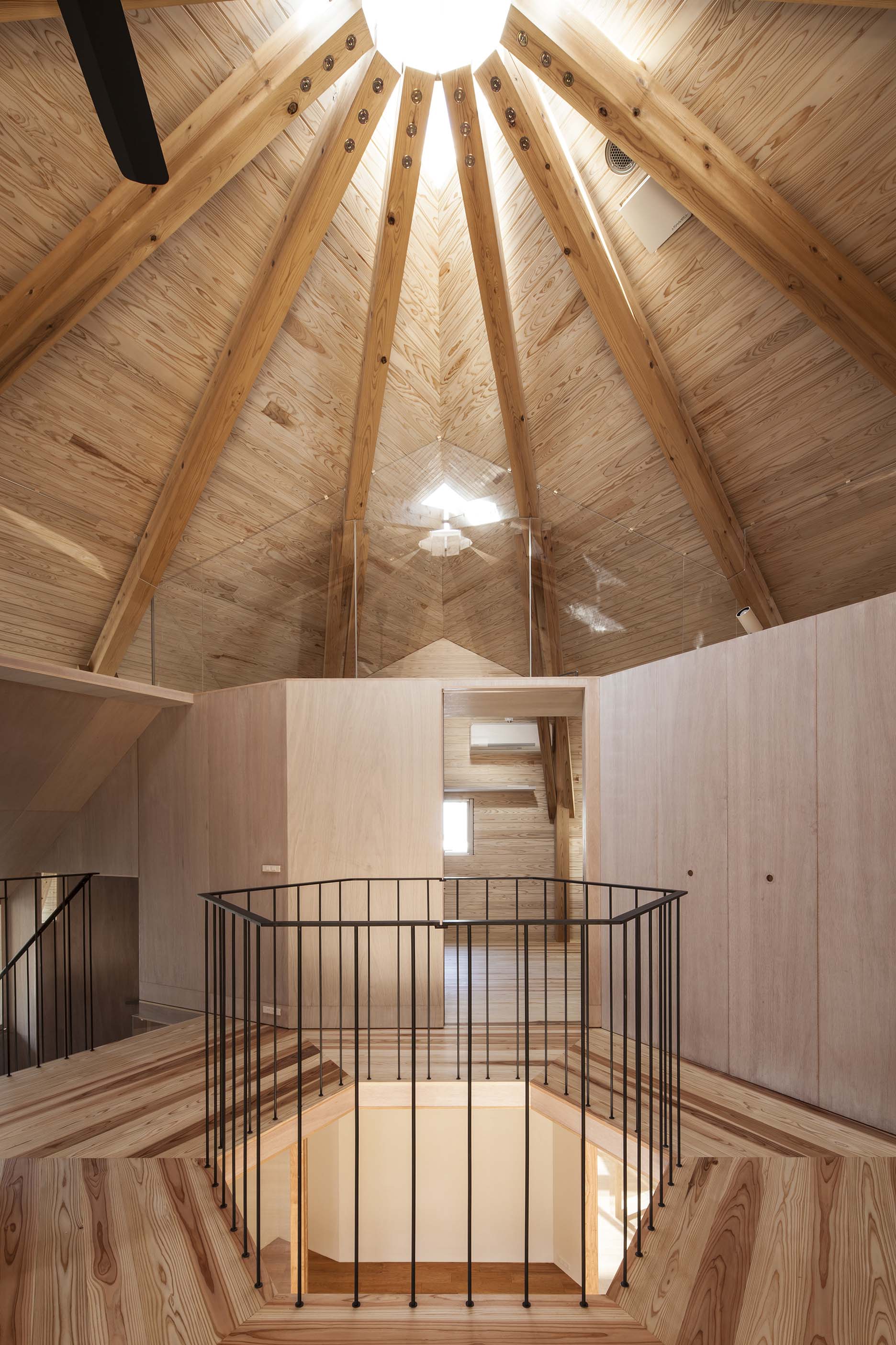 Hex tree house by Suga Atelier - Architizer