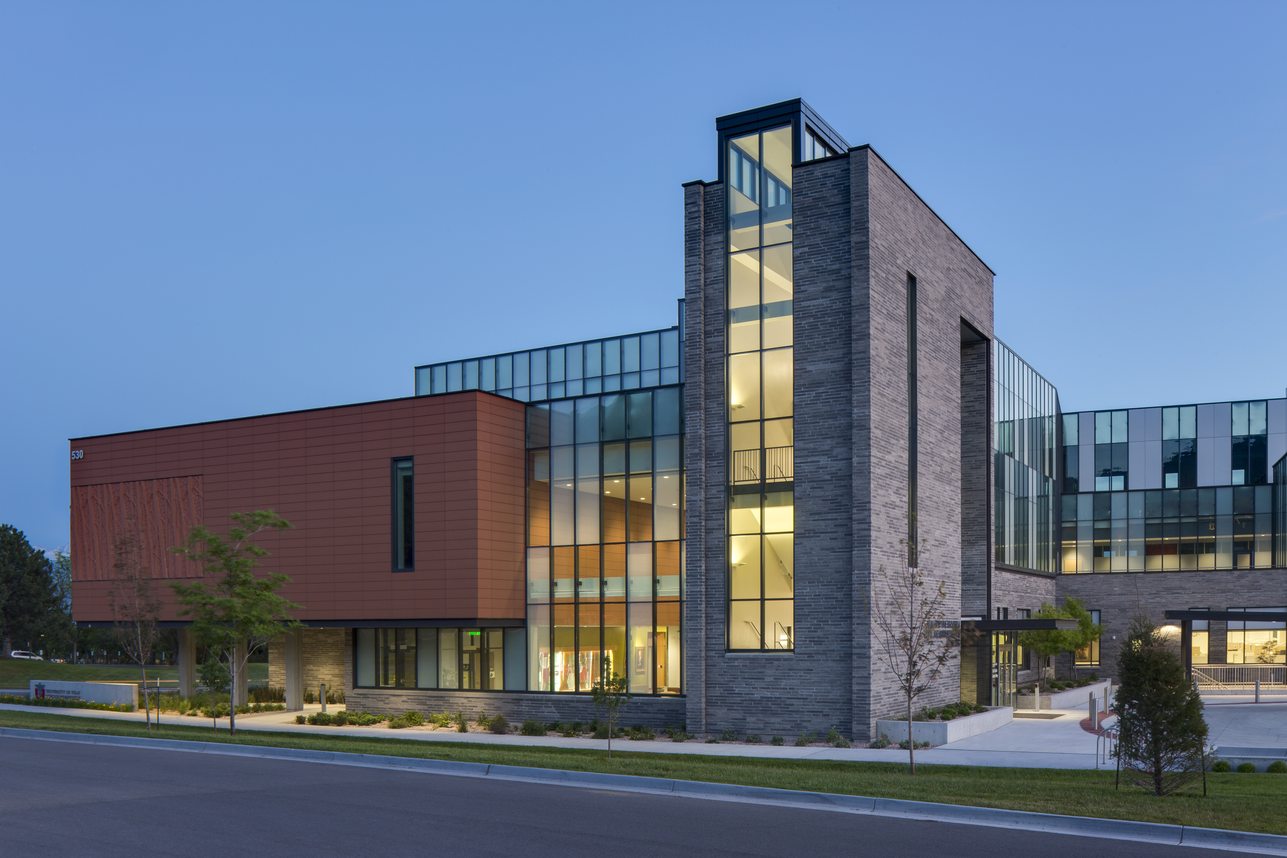 Ray & Tye Noorda Oral Health Sciences Building by MHTN Architects ...