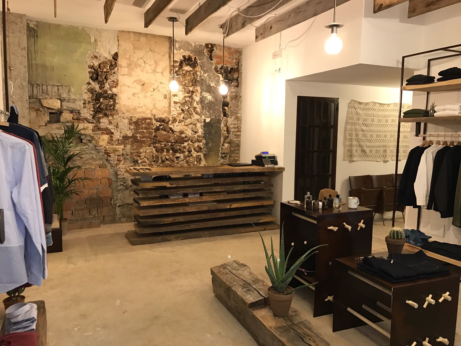 Wooden Store by Luca Toniolo - Architizer