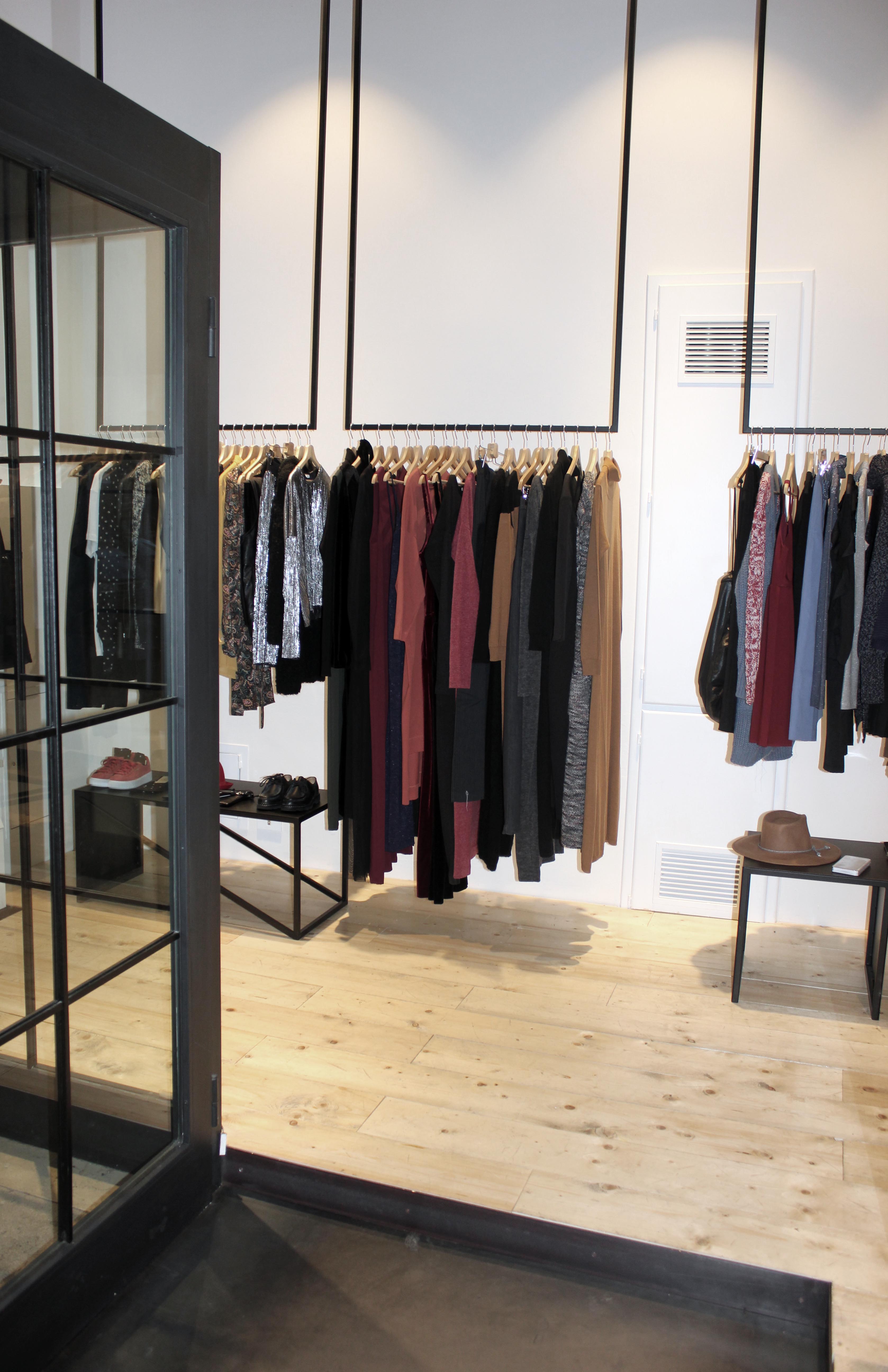 Paper Wardrobe by Luca Toniolo - Architizer