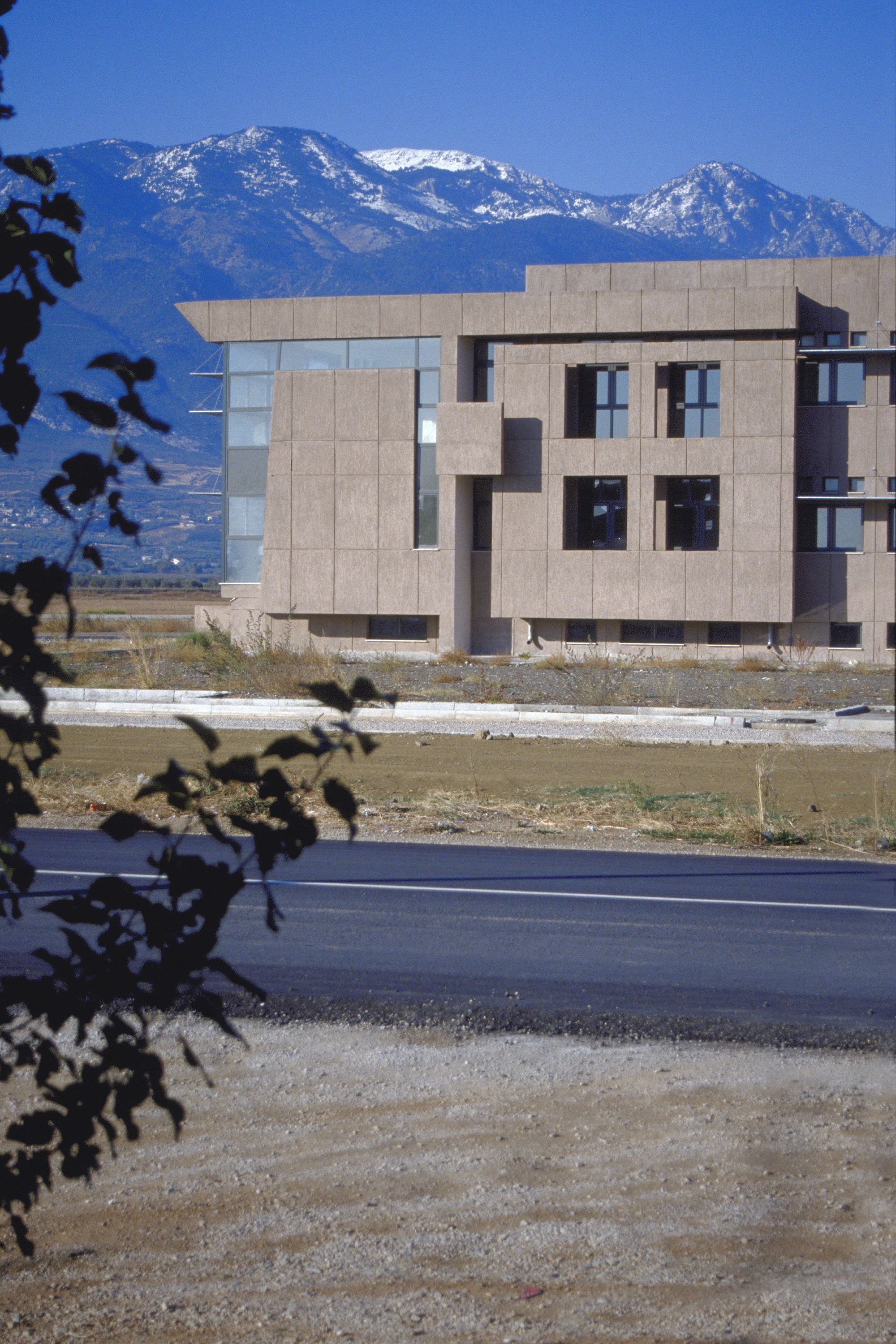 Library of the Technological Educational Institution - VTria Architects ...