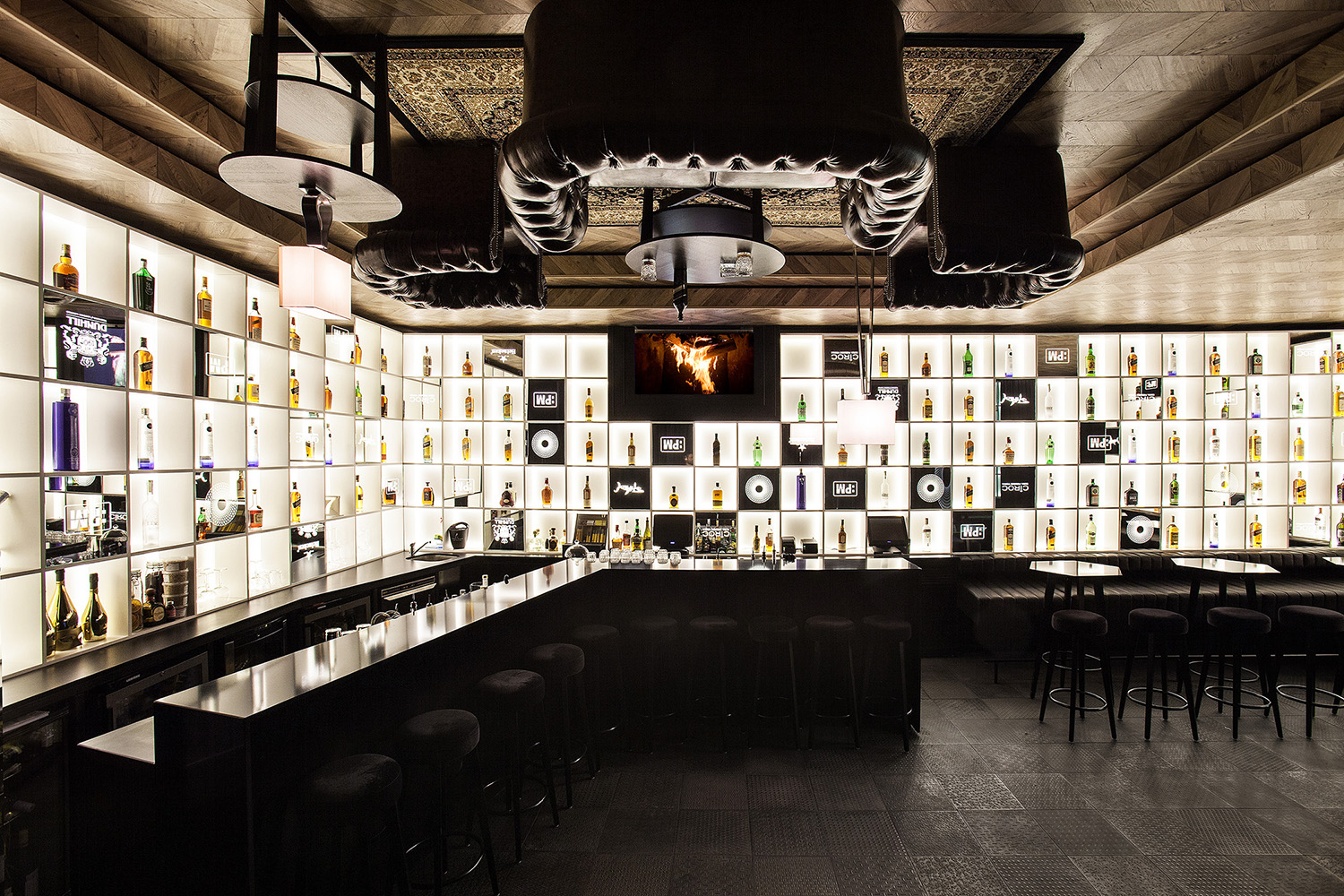 PM club 2 by MODE - Architizer