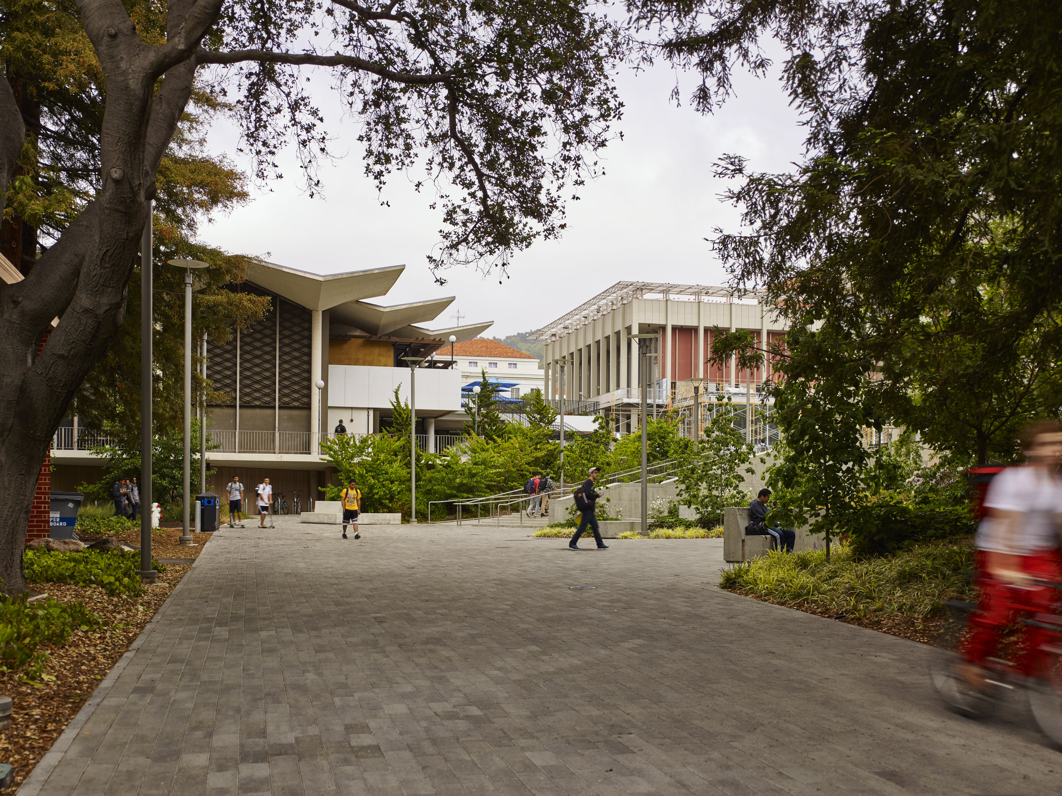 Lower Sproul Redevelopment by Moore Ruble Yudell - Architizer