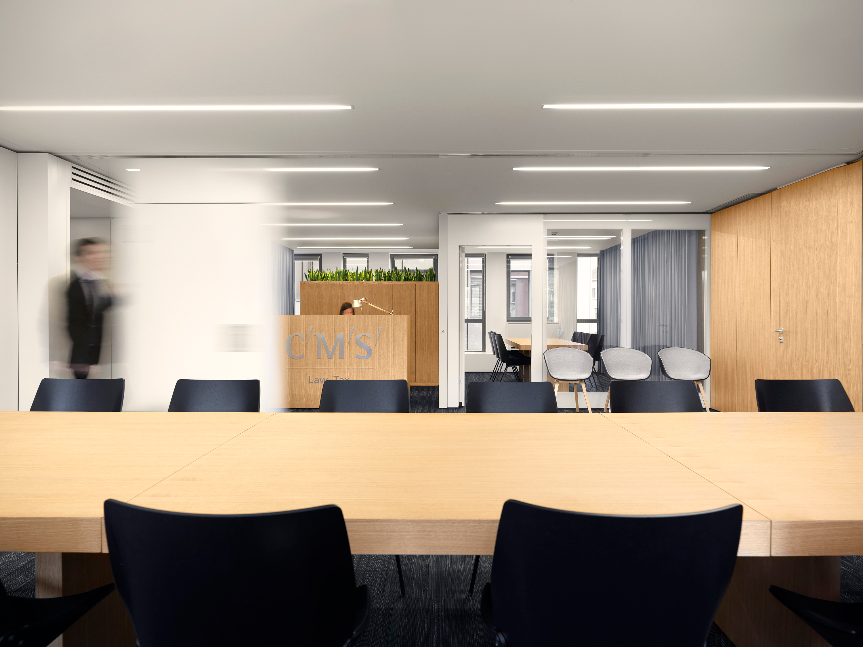 Rotating Wall by SVET VMES - Architizer