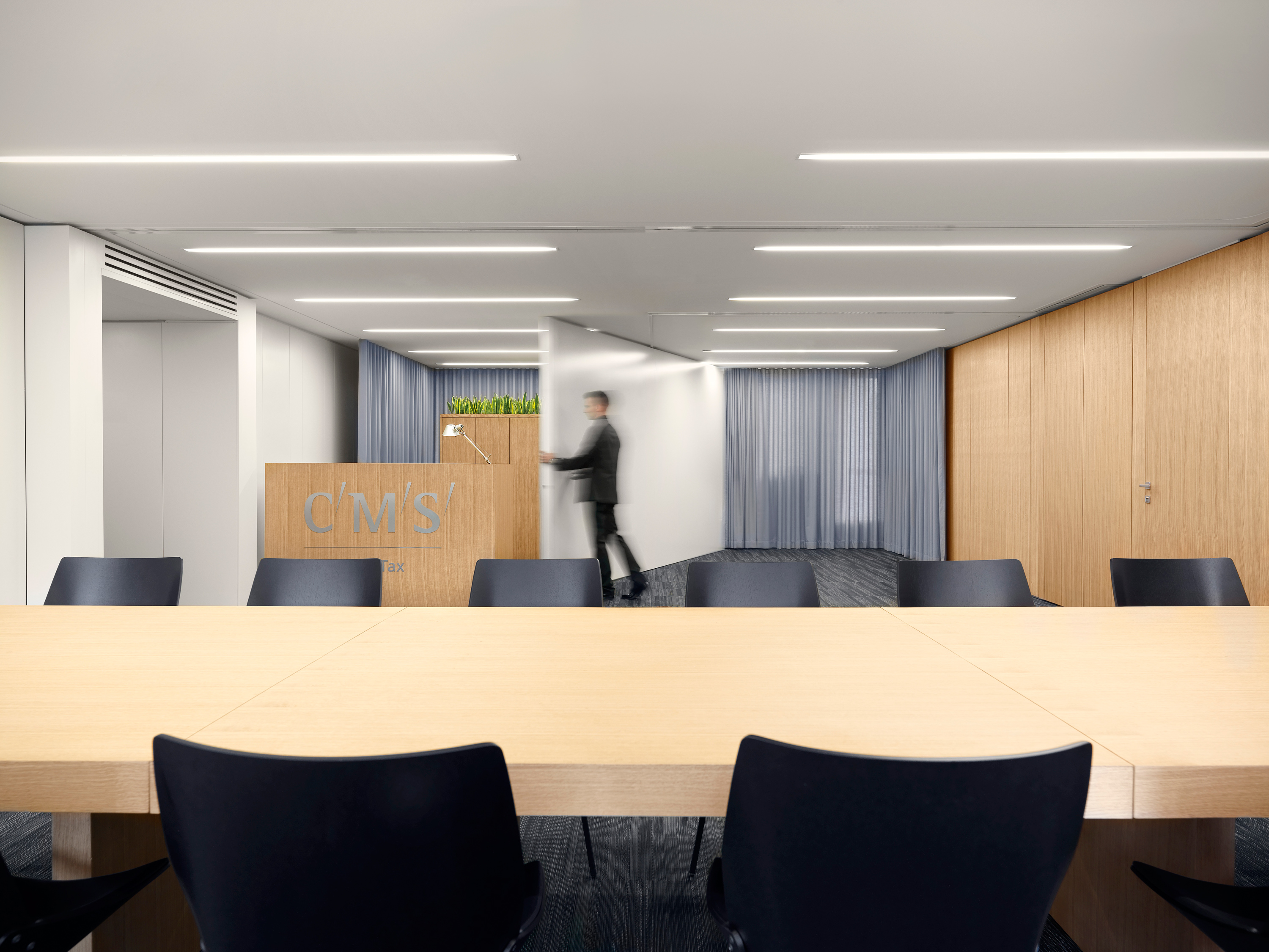 Rotating Wall by SVET VMES - Architizer