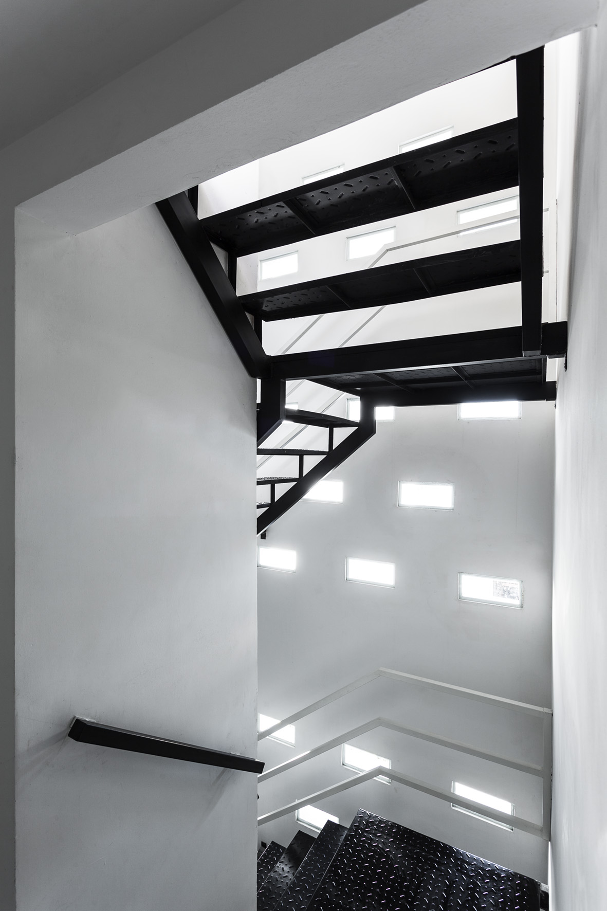 Edificio Tucumán 2615 by GARNERONE + RAMOS Arq. - Architizer