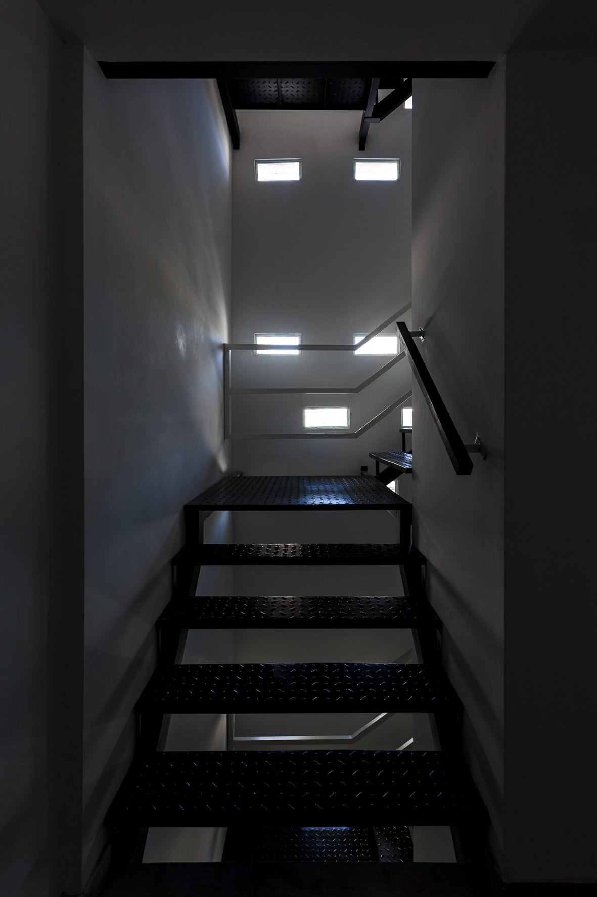 Edificio Tucumán 2615 by GARNERONE + RAMOS Arq. - Architizer