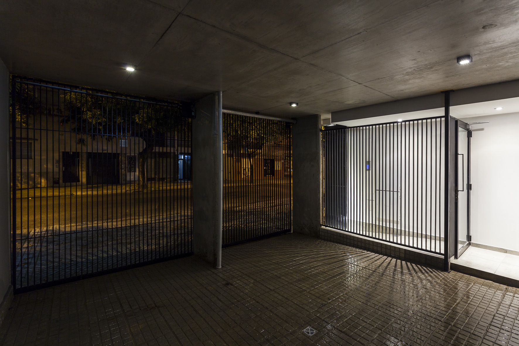 Edificio Tucumán 2615 by GARNERONE + RAMOS Arq. - Architizer