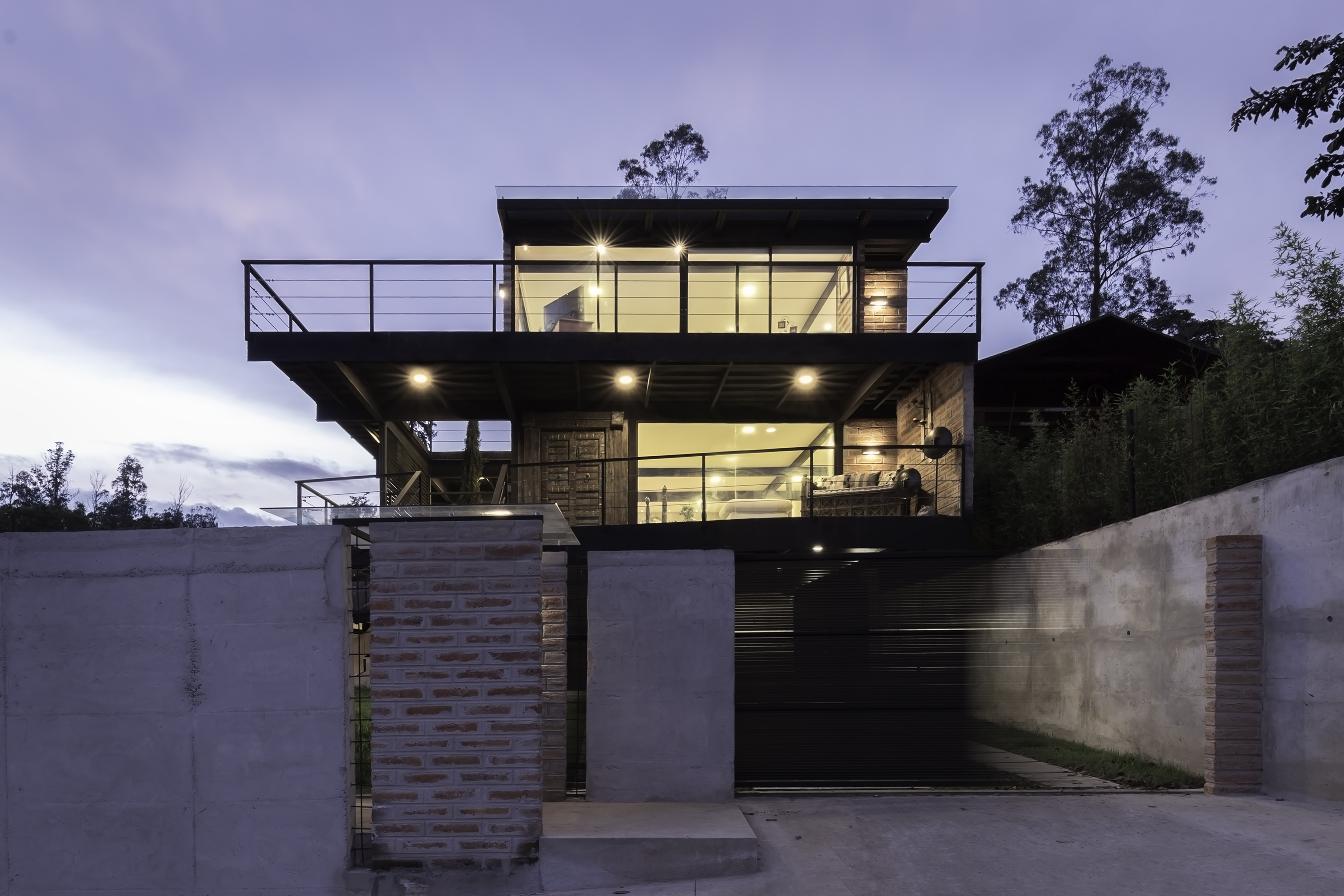 HORIZONTAL HOUSE - Architizer