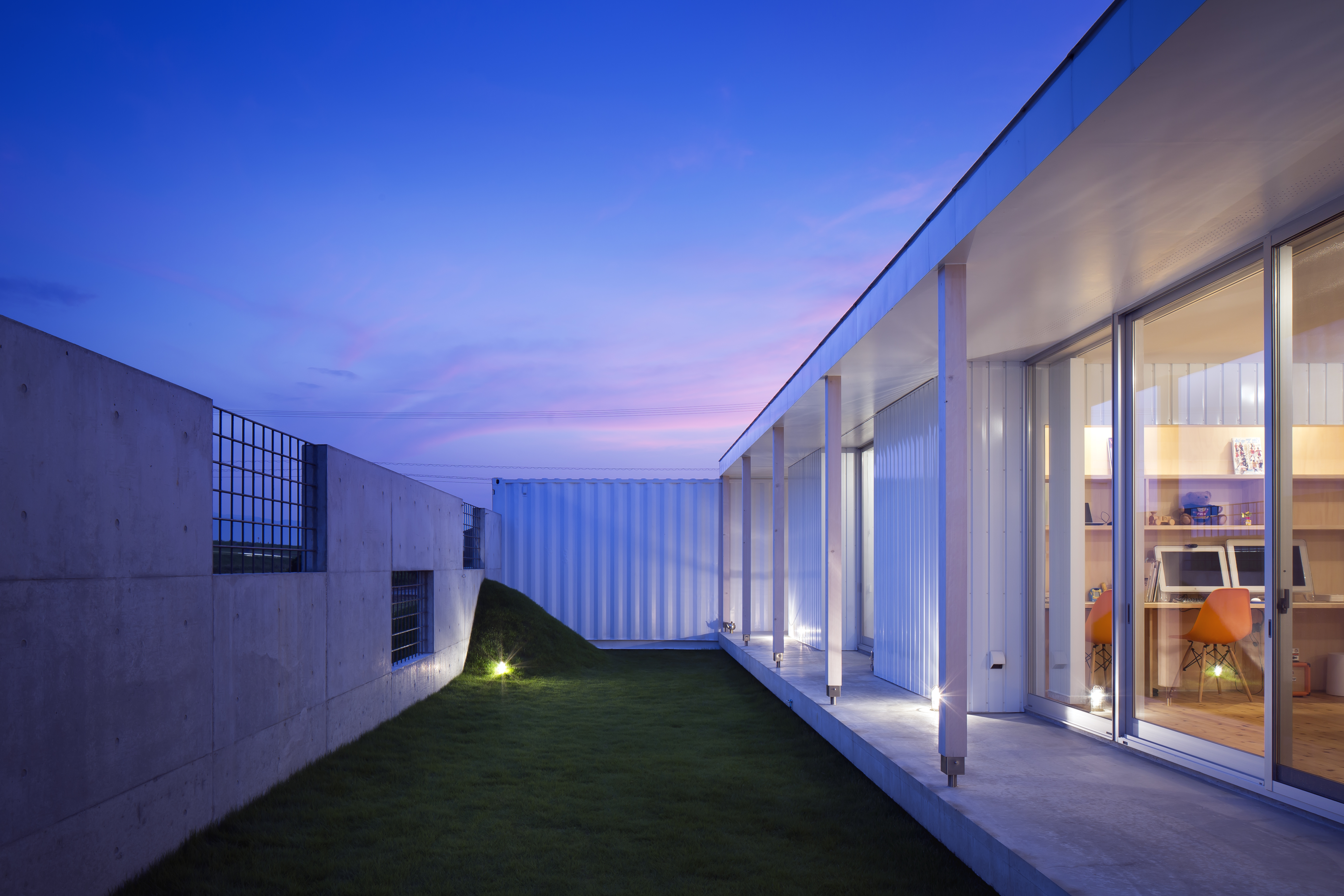 CONTAINER BASE by CONTAINER DESIGN - Architizer