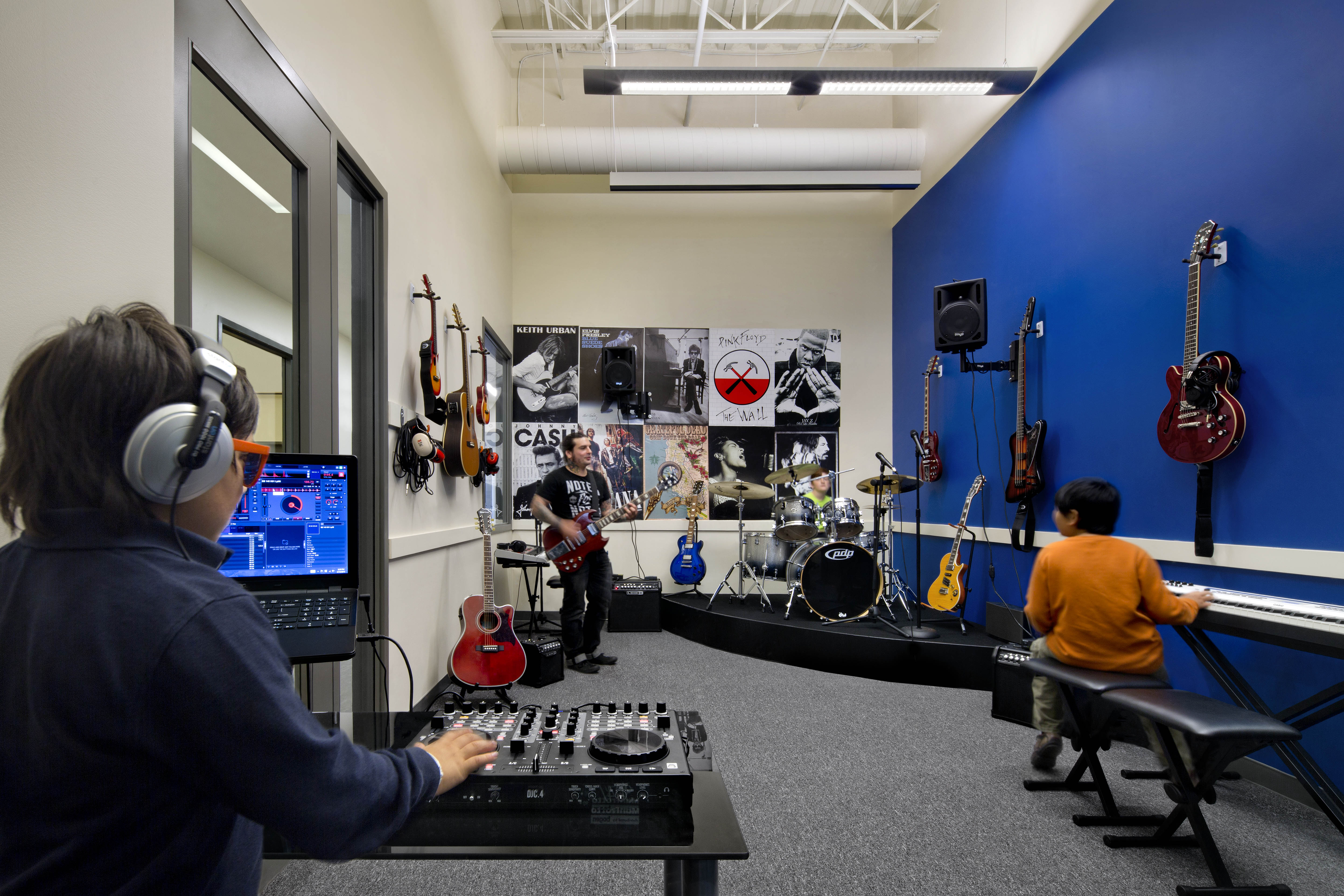 Don Fisher Clubhouse, Boys & Girls Club of San Francisco by TEF Design ...