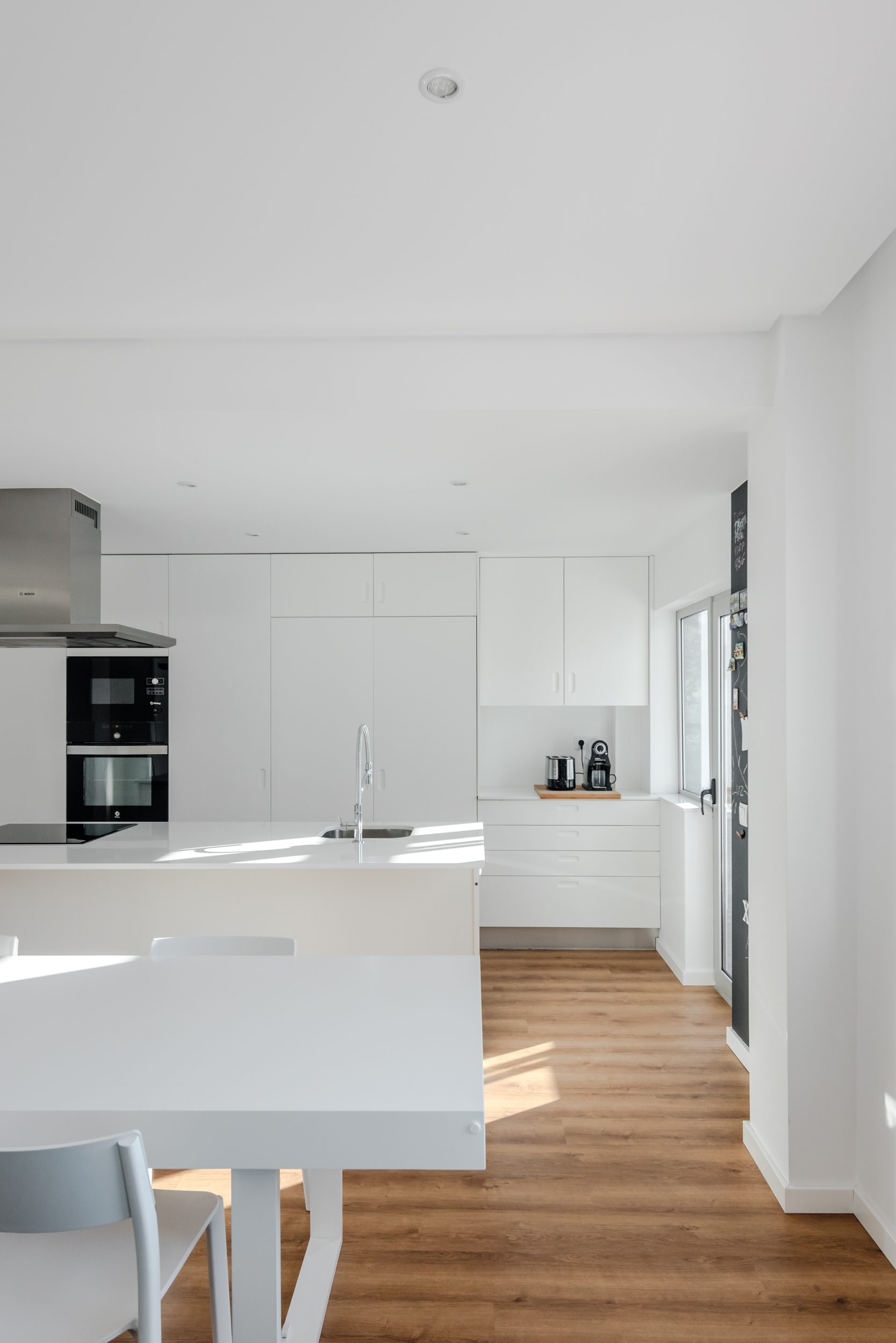 Xavi House by Contexto ® - Architizer